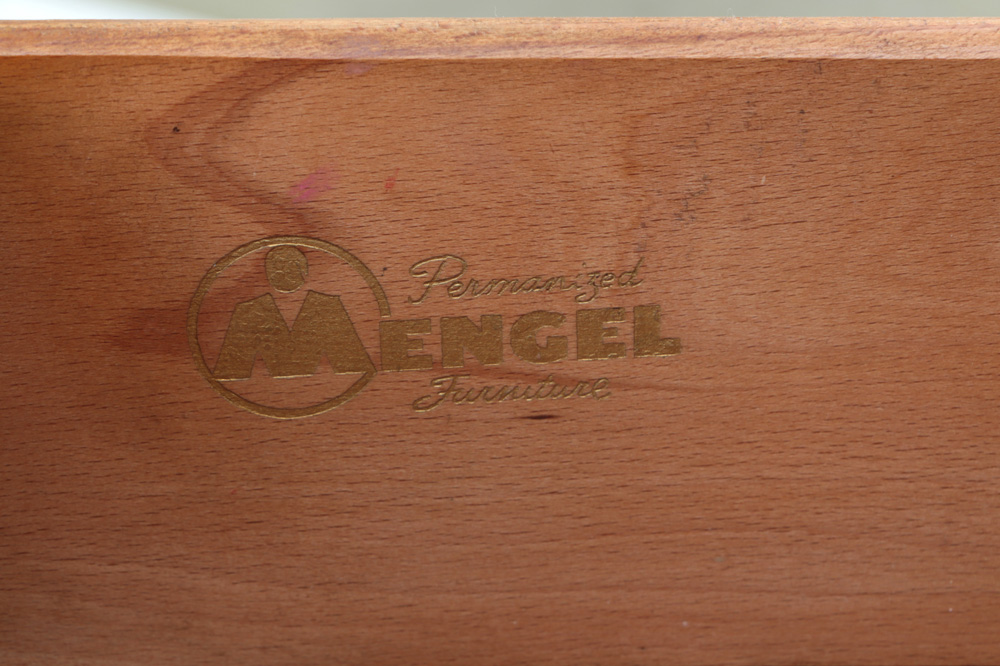 A Vintage Mengel Furniture Mahogany Chest of Drawers | EBTH