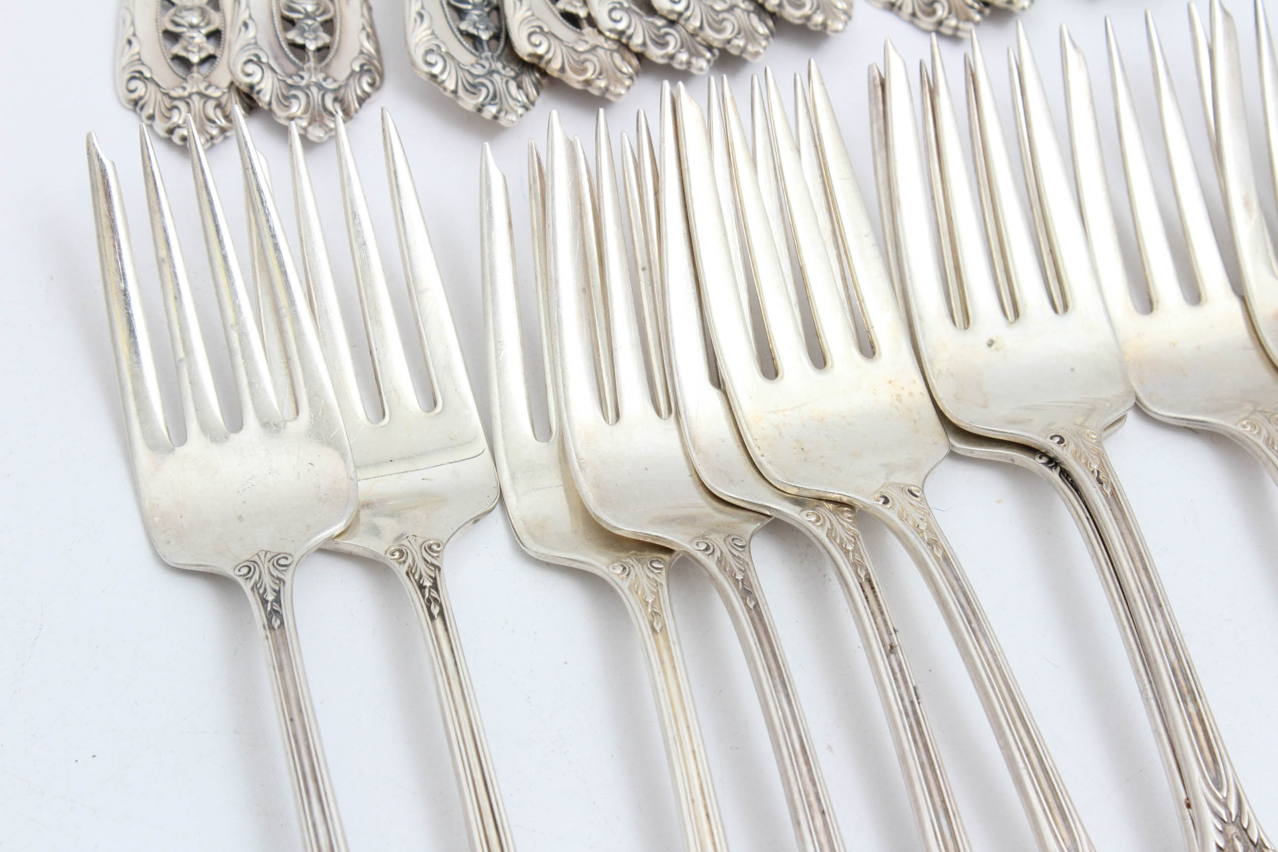 Vintage Wallace Sterling Silver "Rose Point" Flatware | EBTH