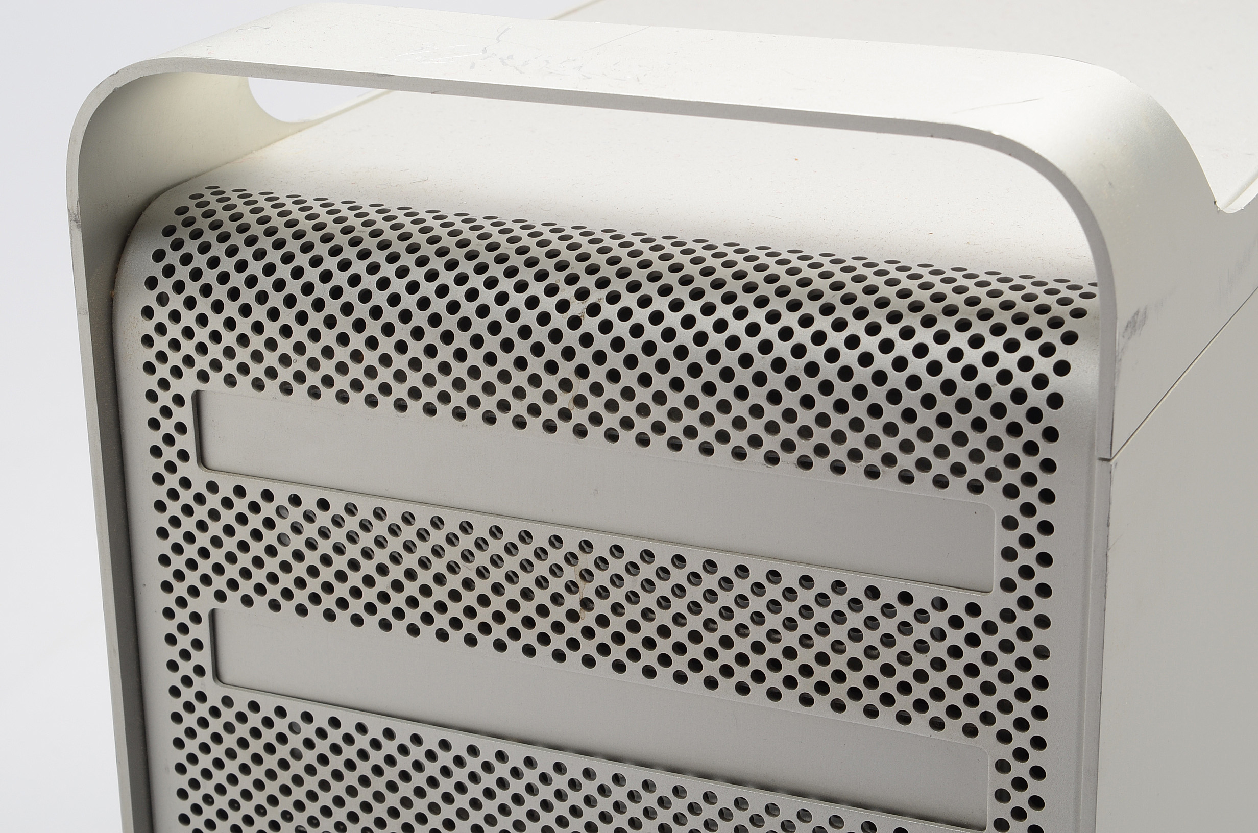 Mac Pro Desktop Tower | EBTH