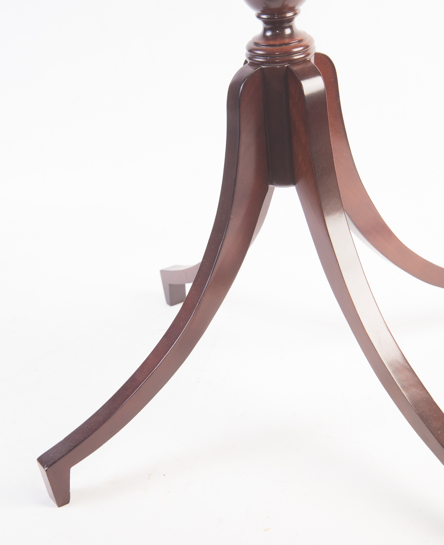 The Bombay Company Cherry Accent Table | EBTH