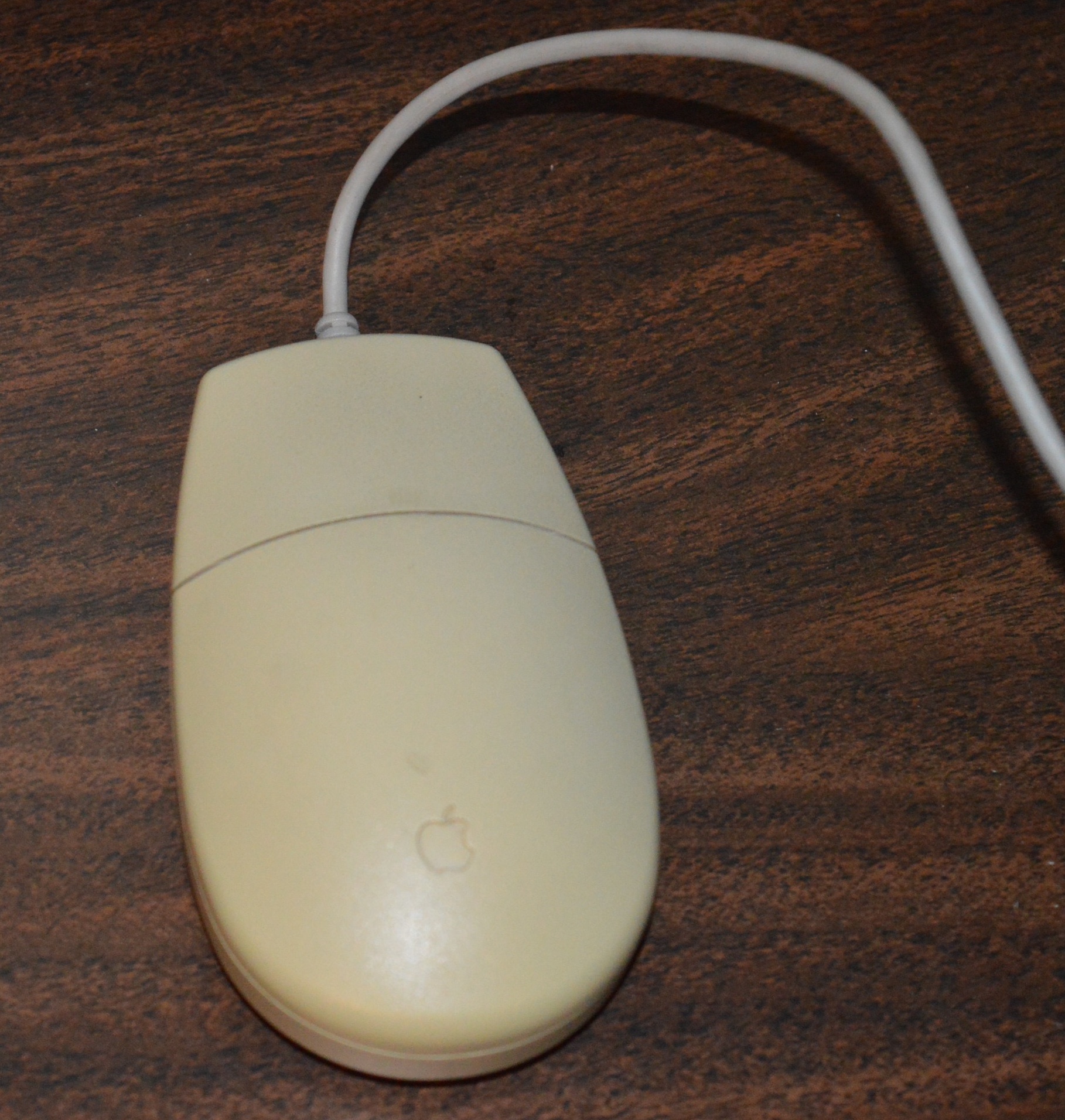 Vintage Apple Macintosh Quadra 650 Computer with Color Monitor and ...