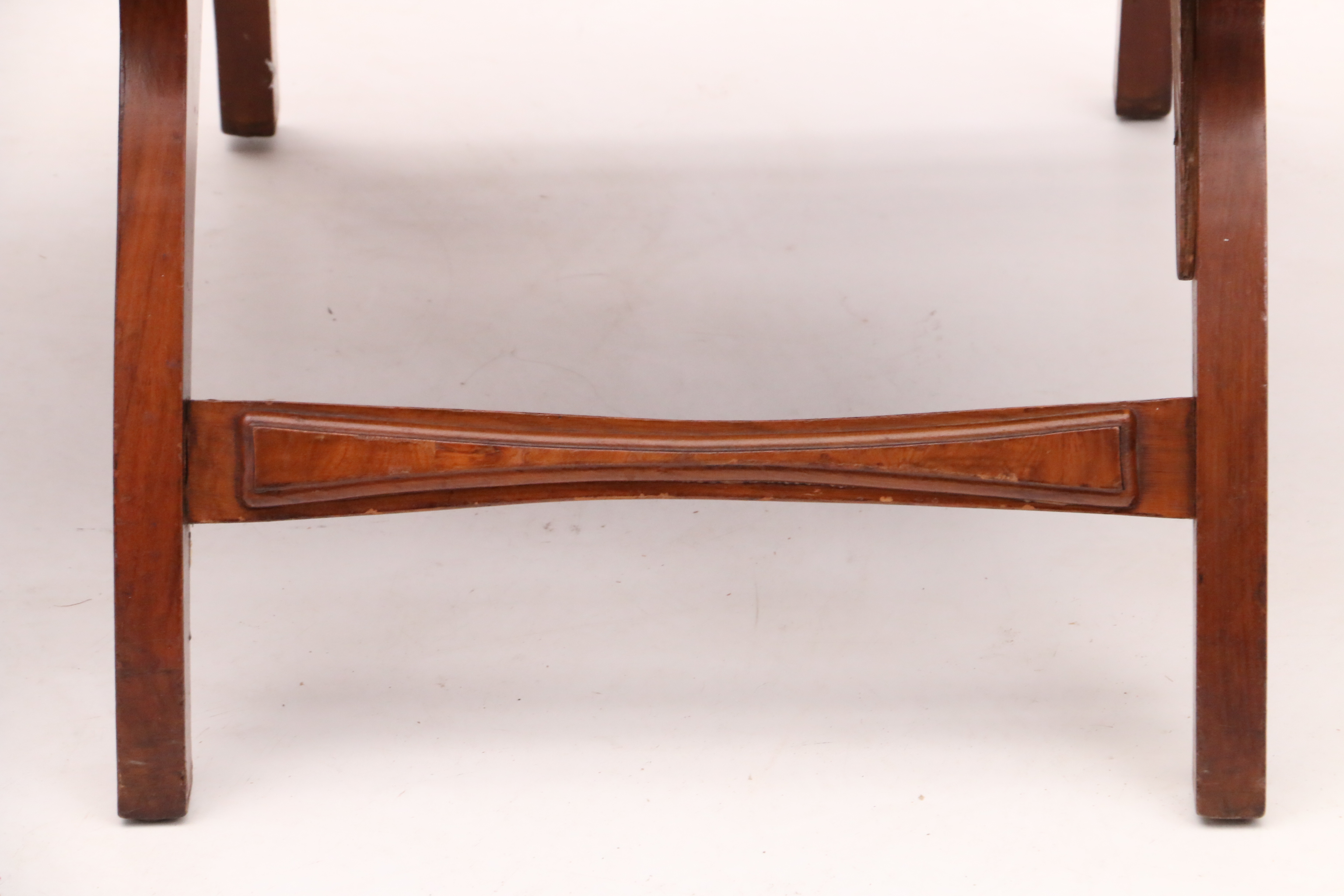 Mid Century Modern Curule Style Chairs | EBTH