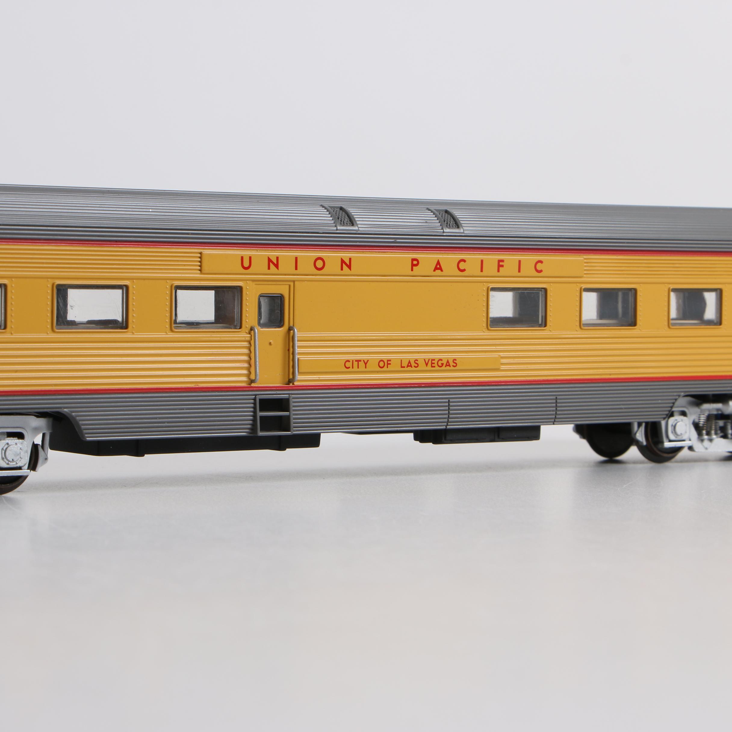 Budd by American Models "Union Pacific" Passenger Cars | EBTH