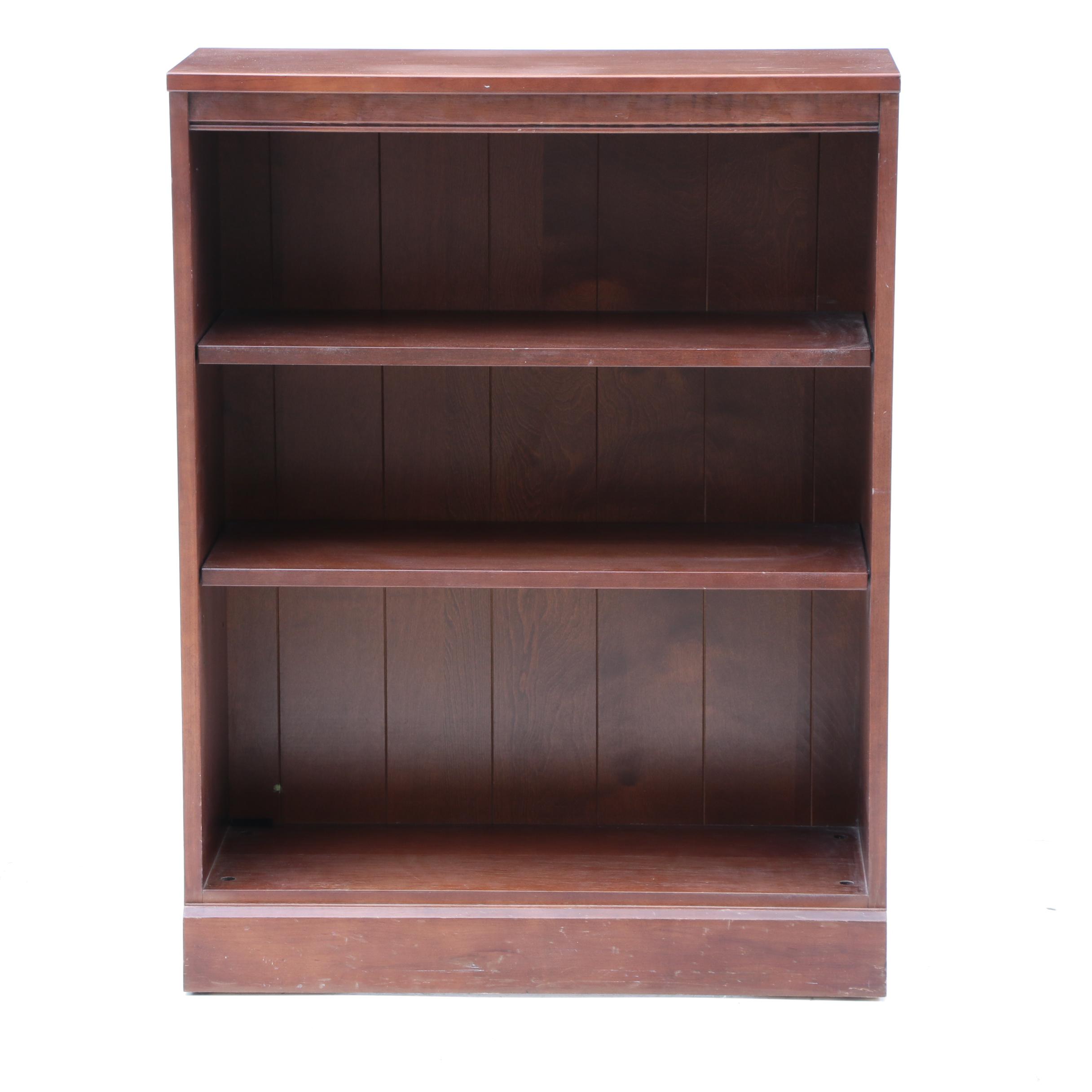 Shaker Style Bookcase by Ethan Allen | EBTH