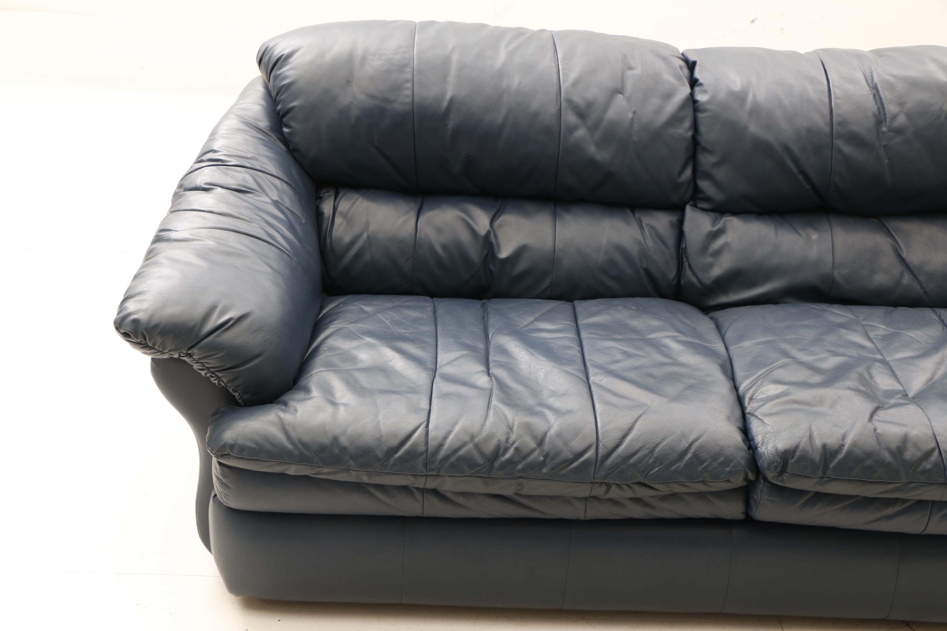 Contemporary Leather Sofa by Benchcraft | EBTH