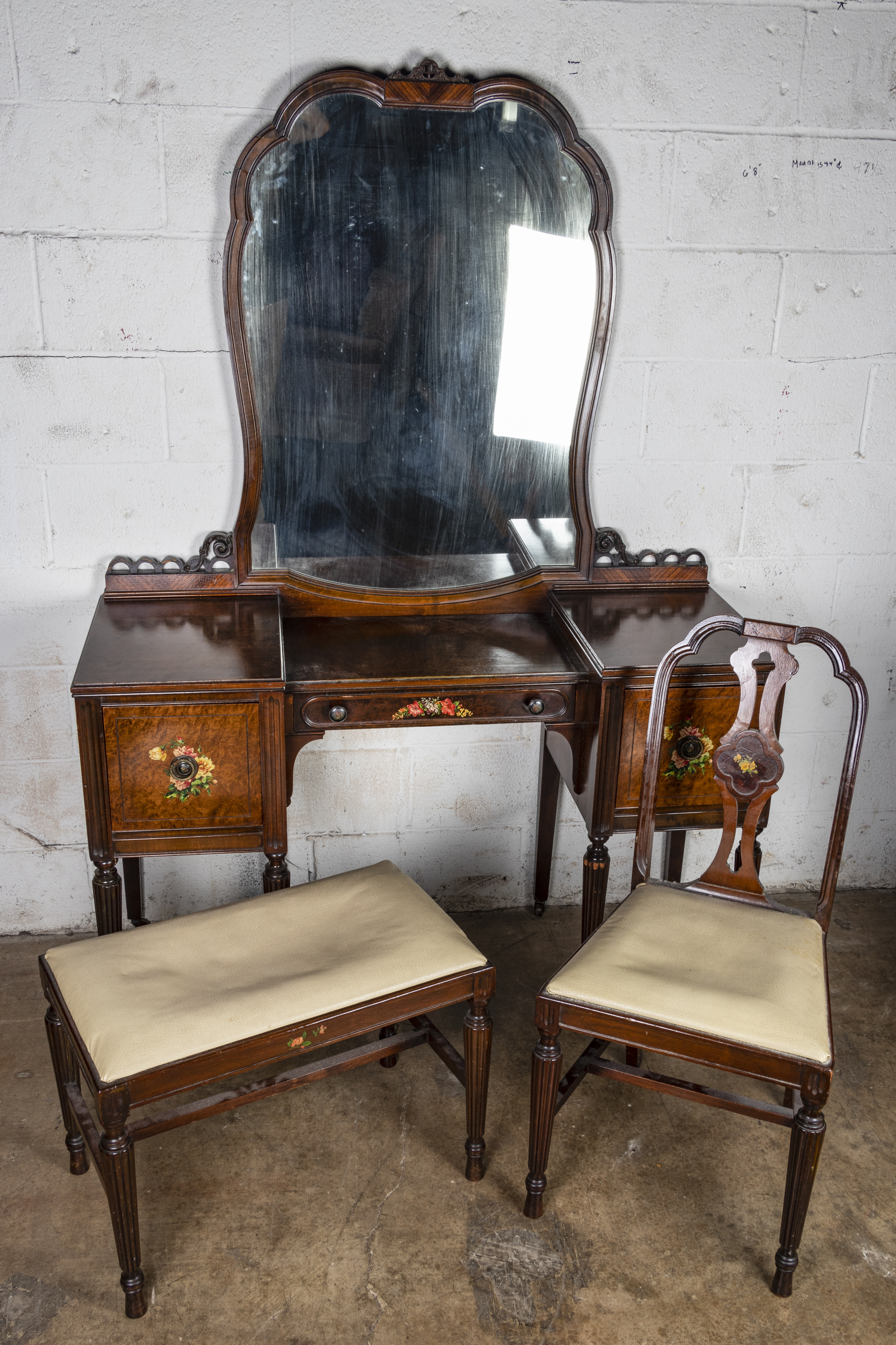 Vintage Victorian Style Vanity with Side Chair and Vanity Stool | EBTH