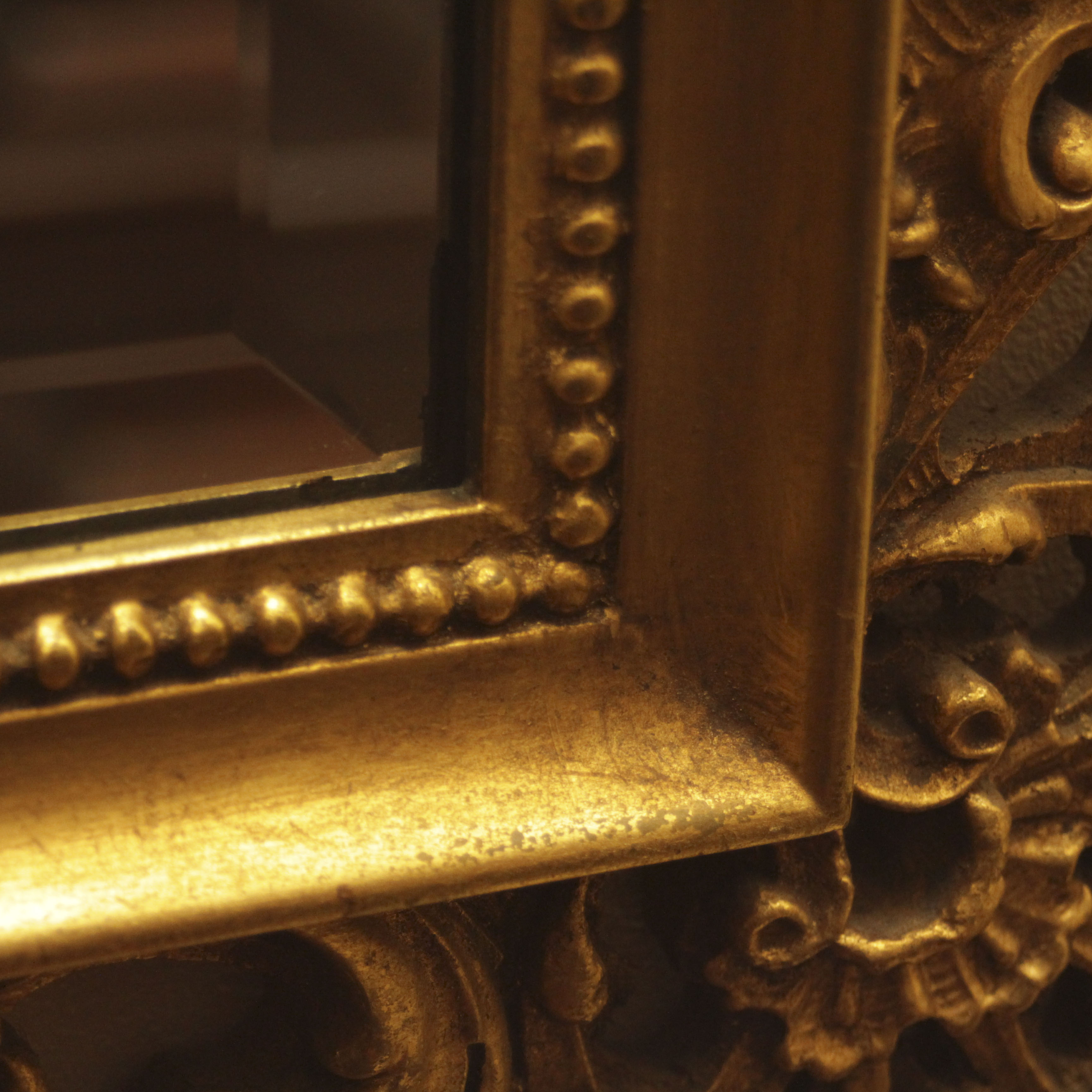 Stroupe Mirror Company Gilt Wood Framed Wall Mirror | EBTH