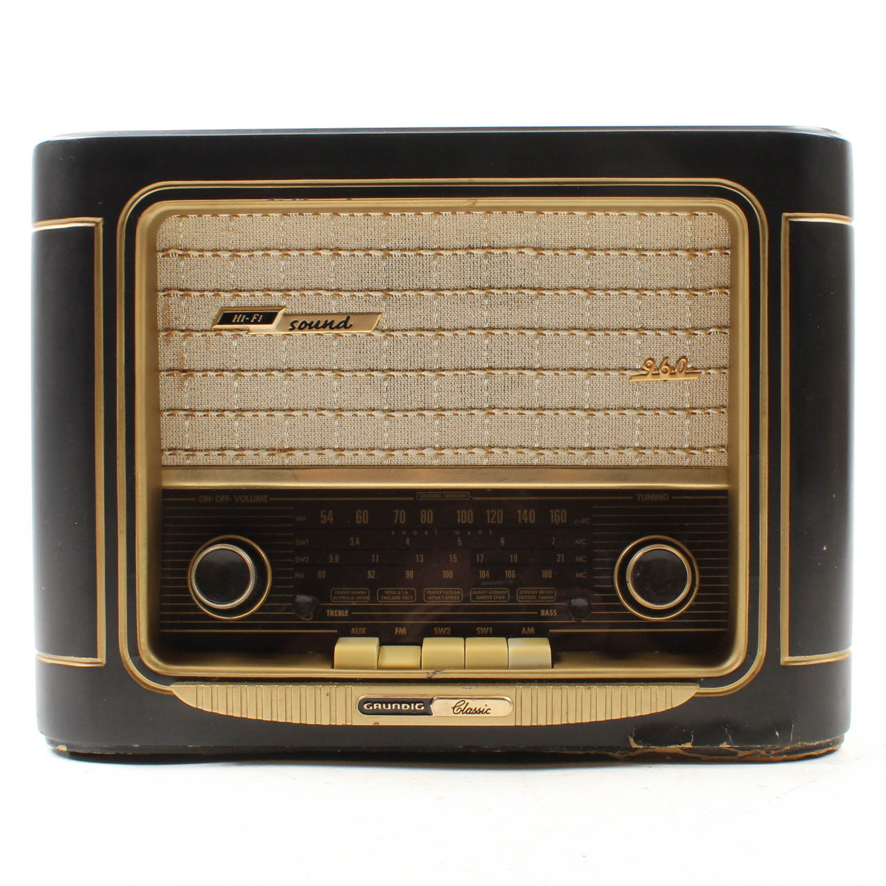 Grundig Model 960 Tabletop Radio | EBTH