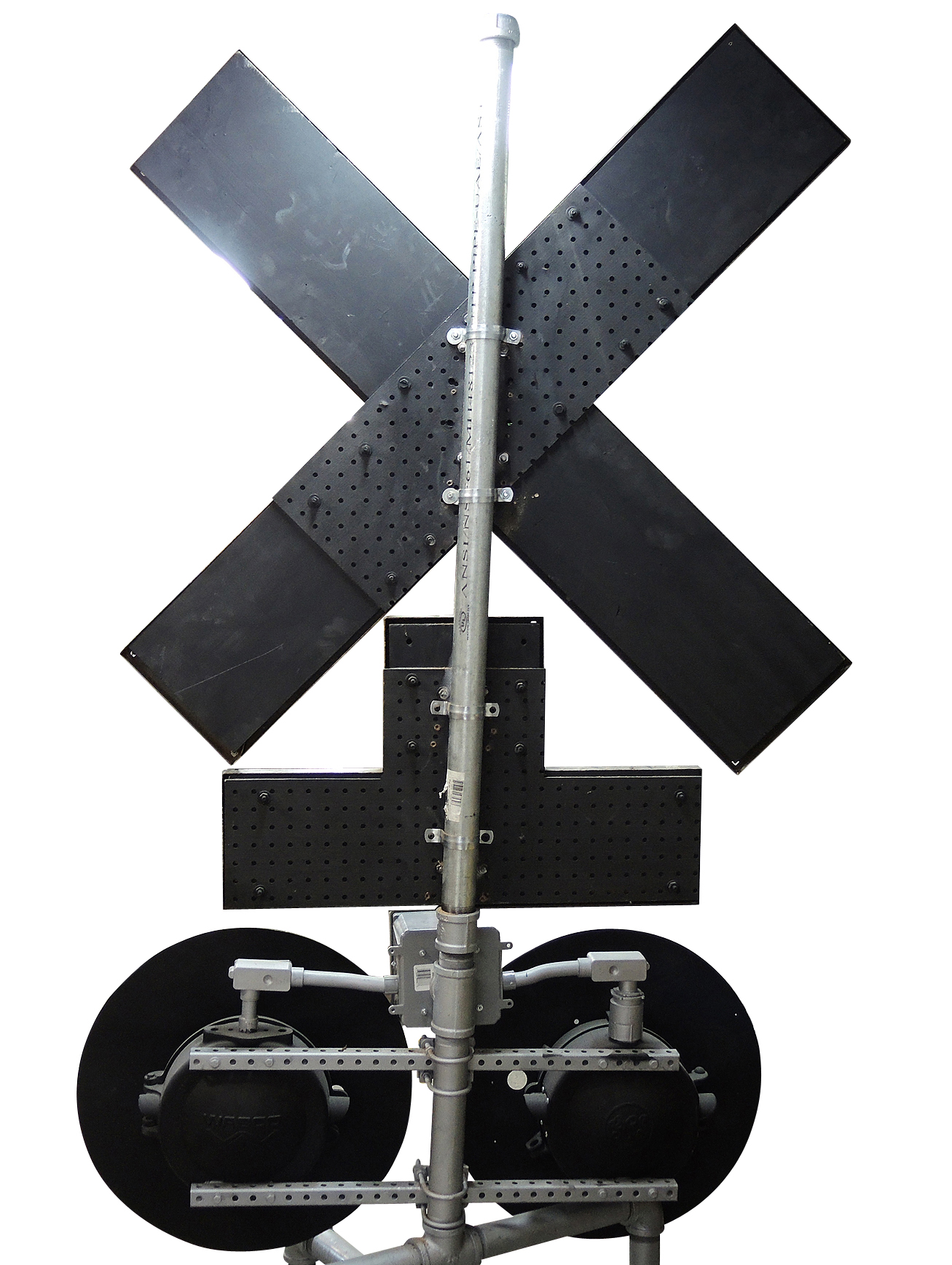 Railroad Crossing Signal with Cross-Buck and Lights | EBTH