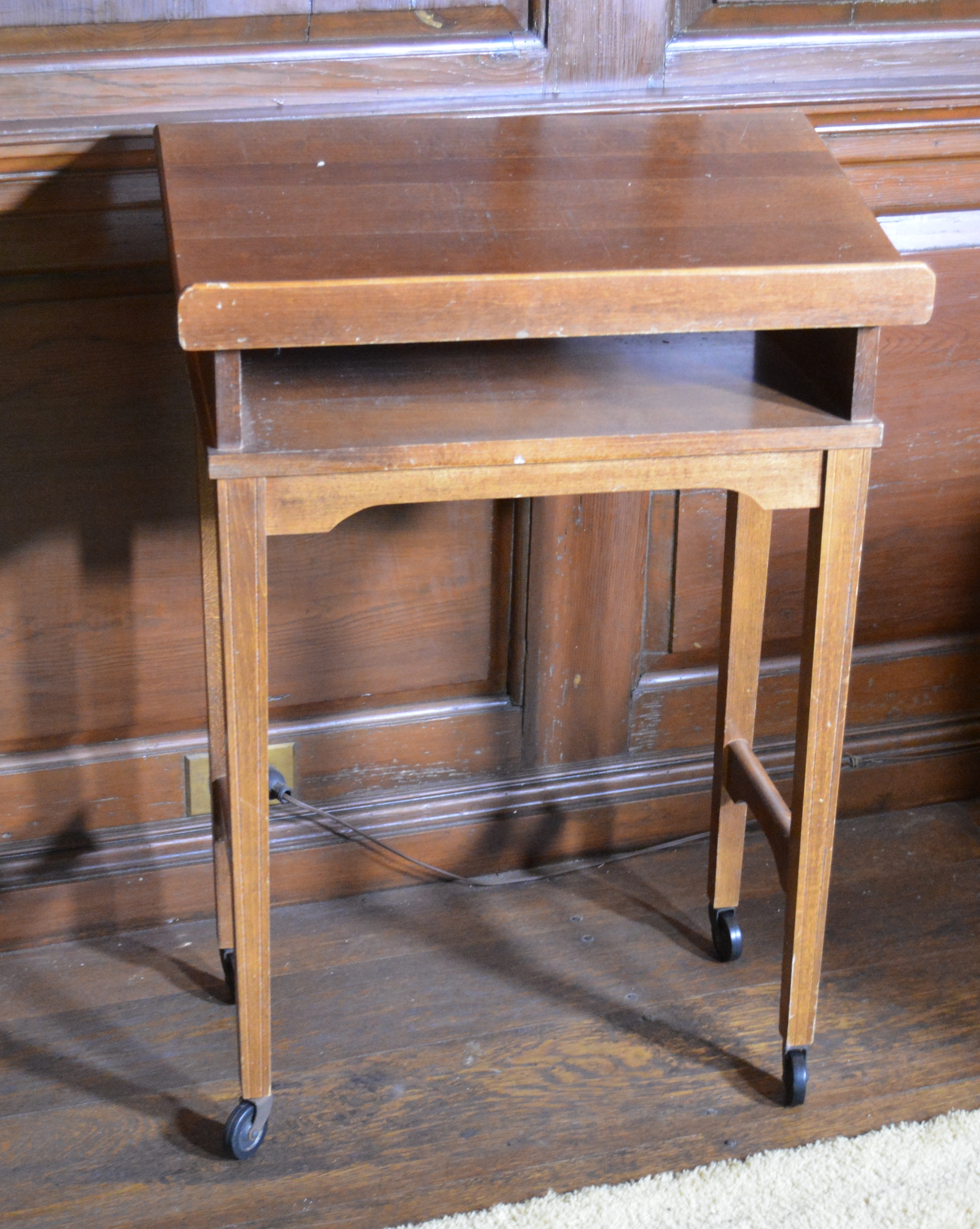 Mahogany Book Display Table on Wheels, 20th Century | EBTH