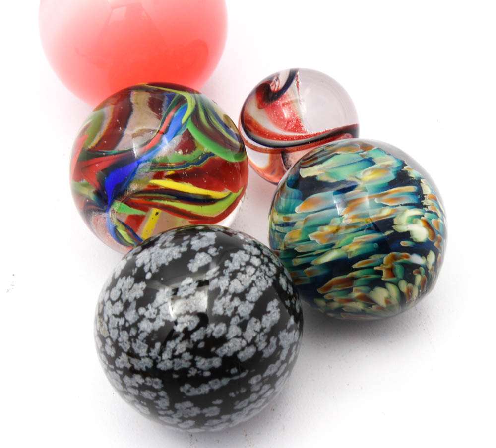 Machine Made and Modern Artisan Handmade Marbles | EBTH