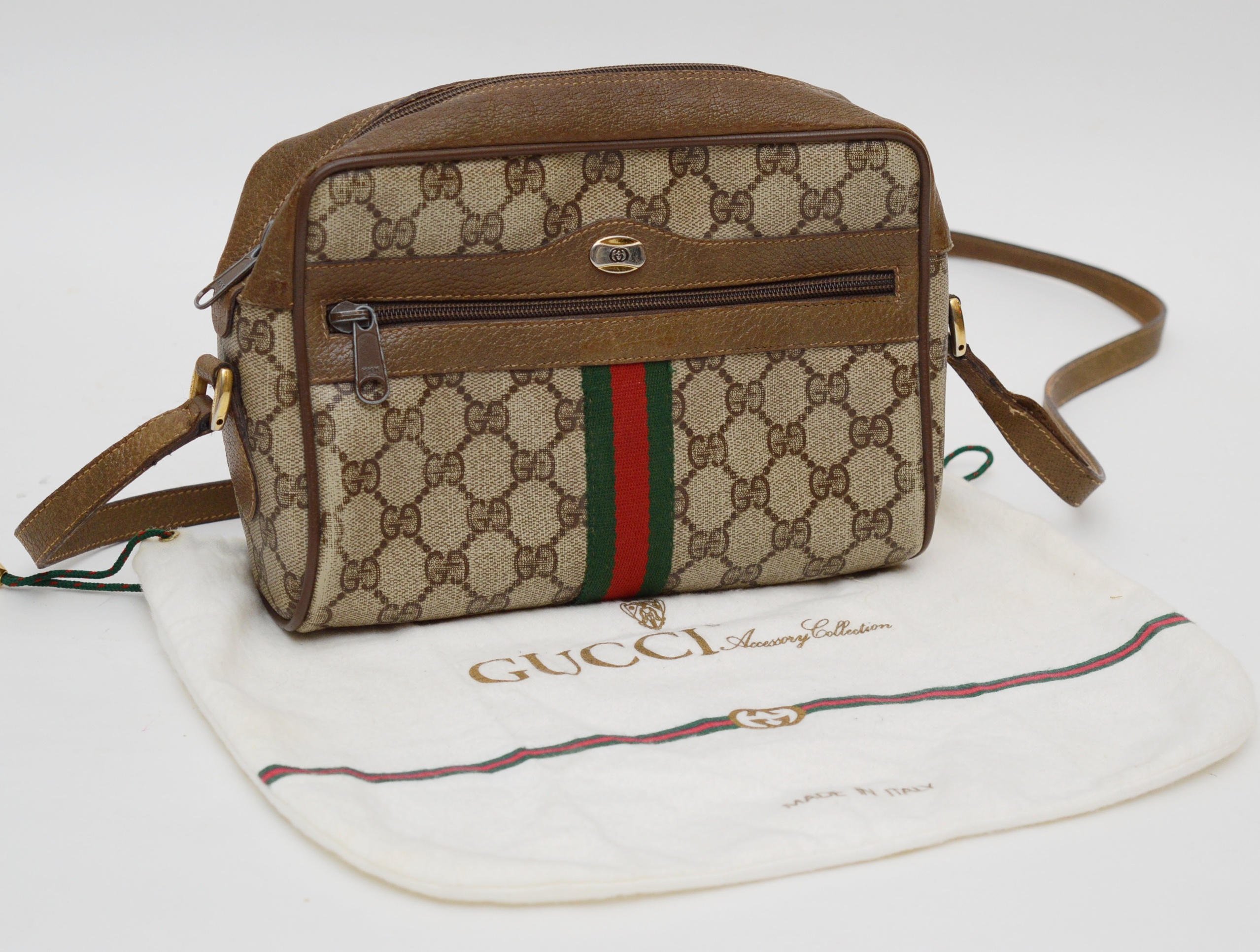 Vintage Gucci Accessory Collection Crossbody Handbag | EBTH
