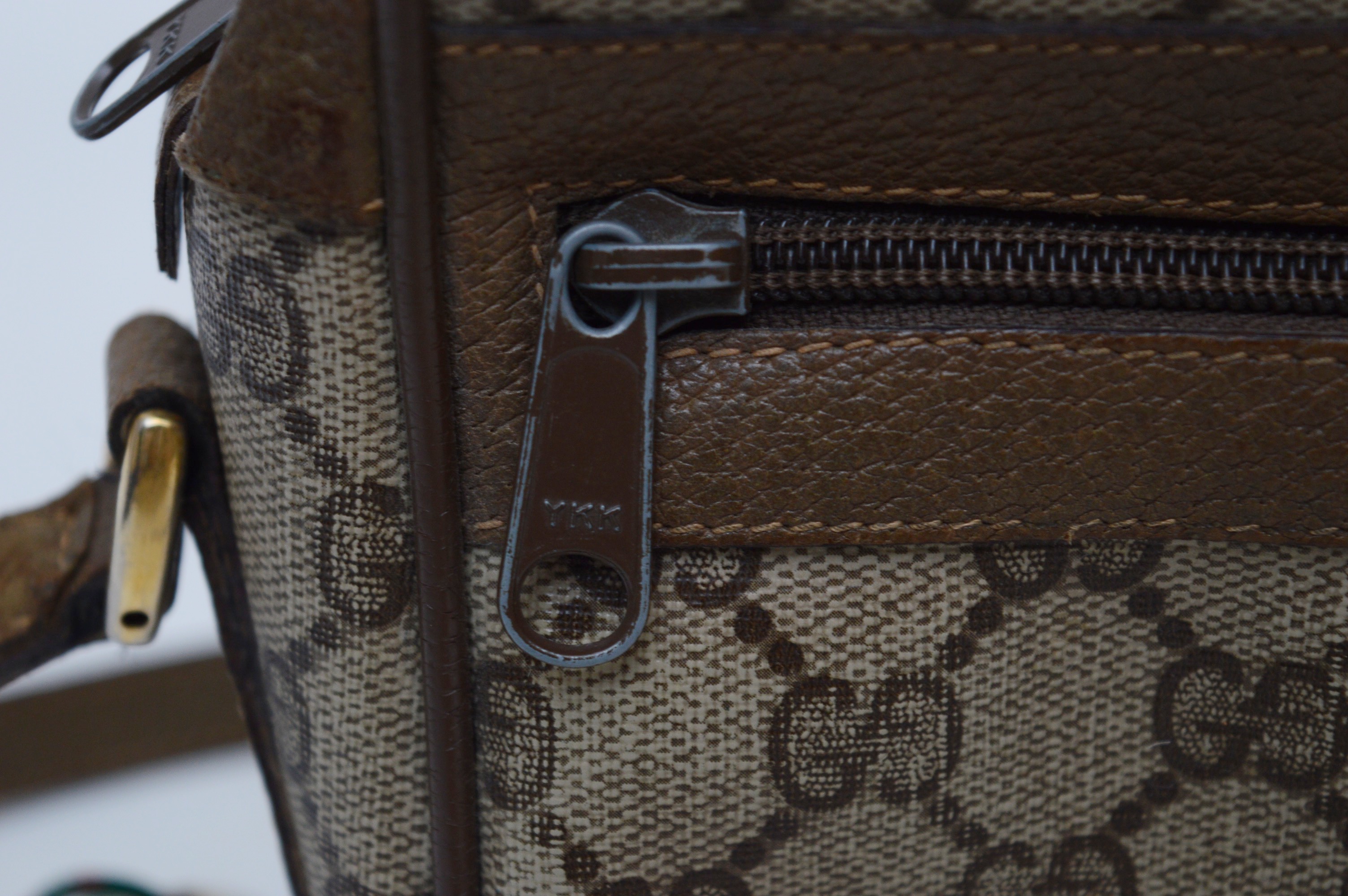 Vintage Gucci Accessory Collection Crossbody Handbag | EBTH