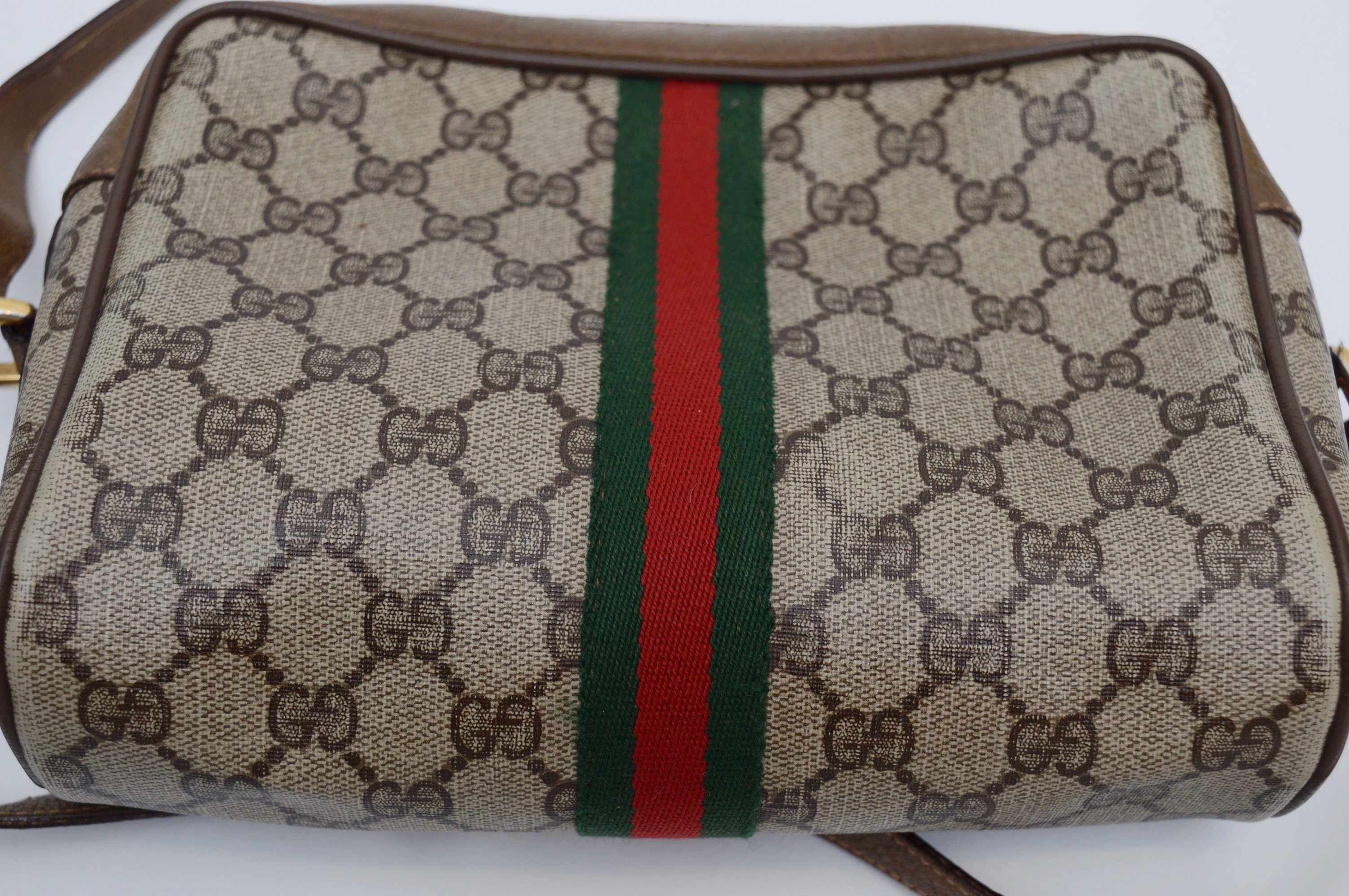 Vintage Gucci Accessory Collection Crossbody Handbag | EBTH