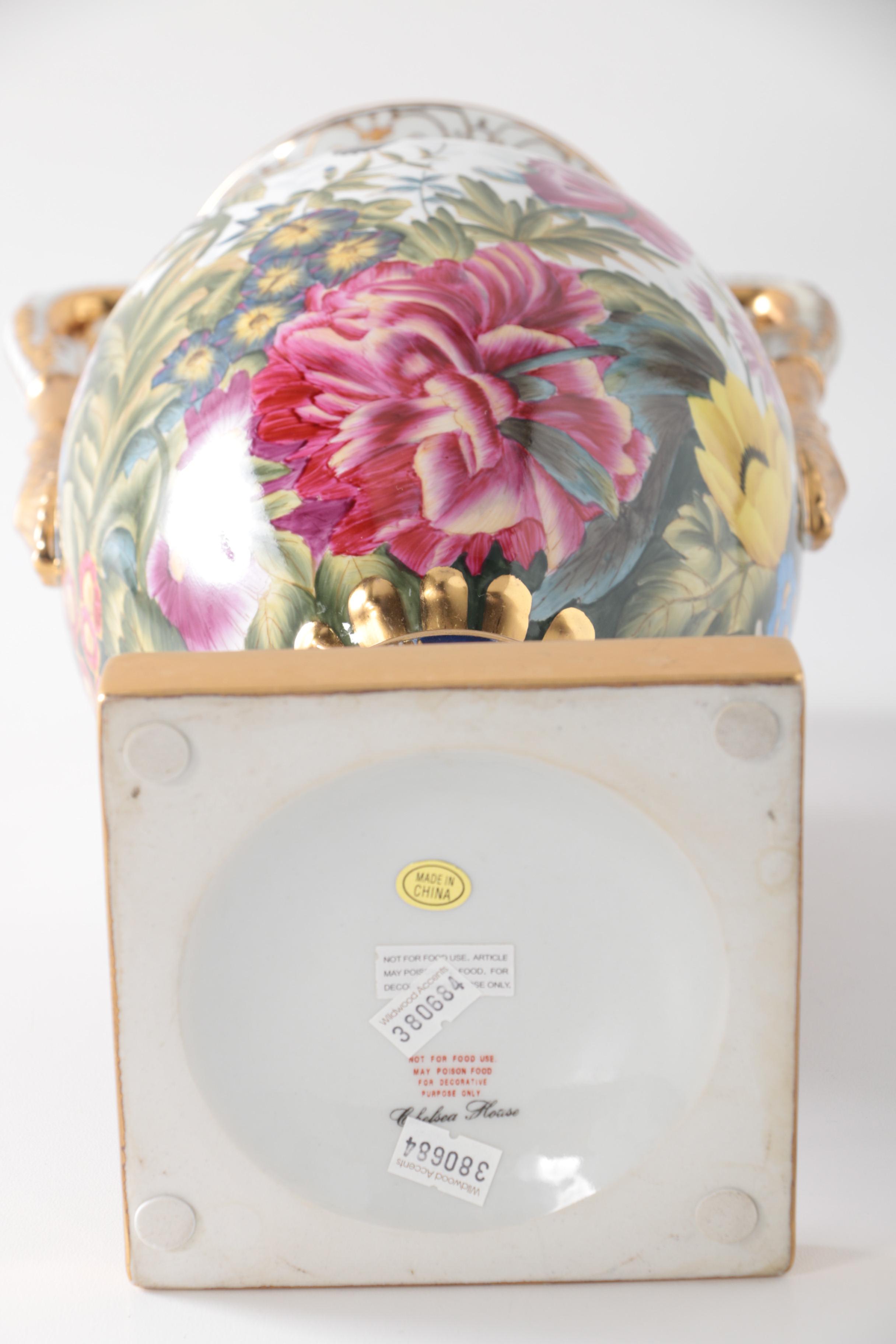 Chelsea House Old Paris Style Floral Decorated Porcelain Urn | EBTH