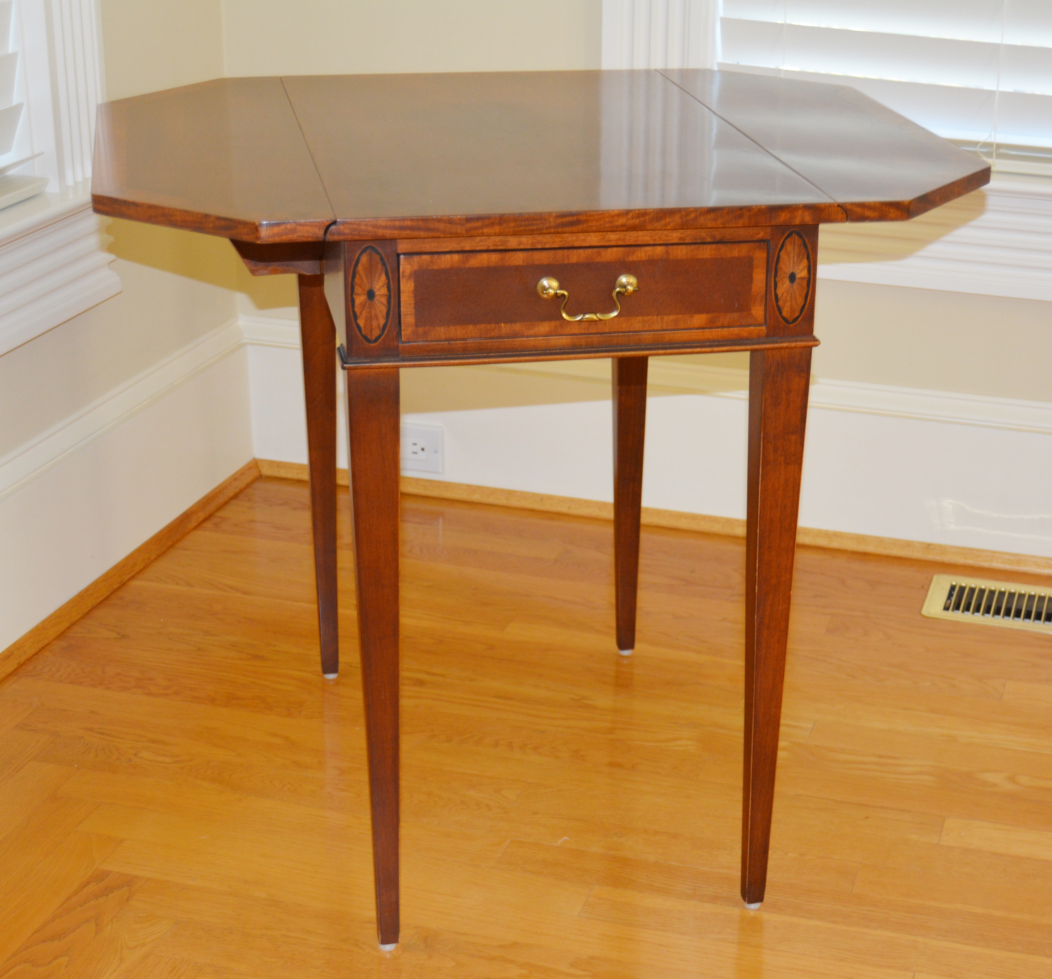 Federal Style Mahogany Pembroke Side Table by Henredon, Late 20th ...