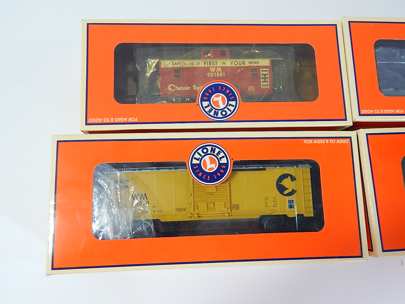 Lionel Chessie Diesel Freight Train Set with Box - Missing Tracks | EBTH