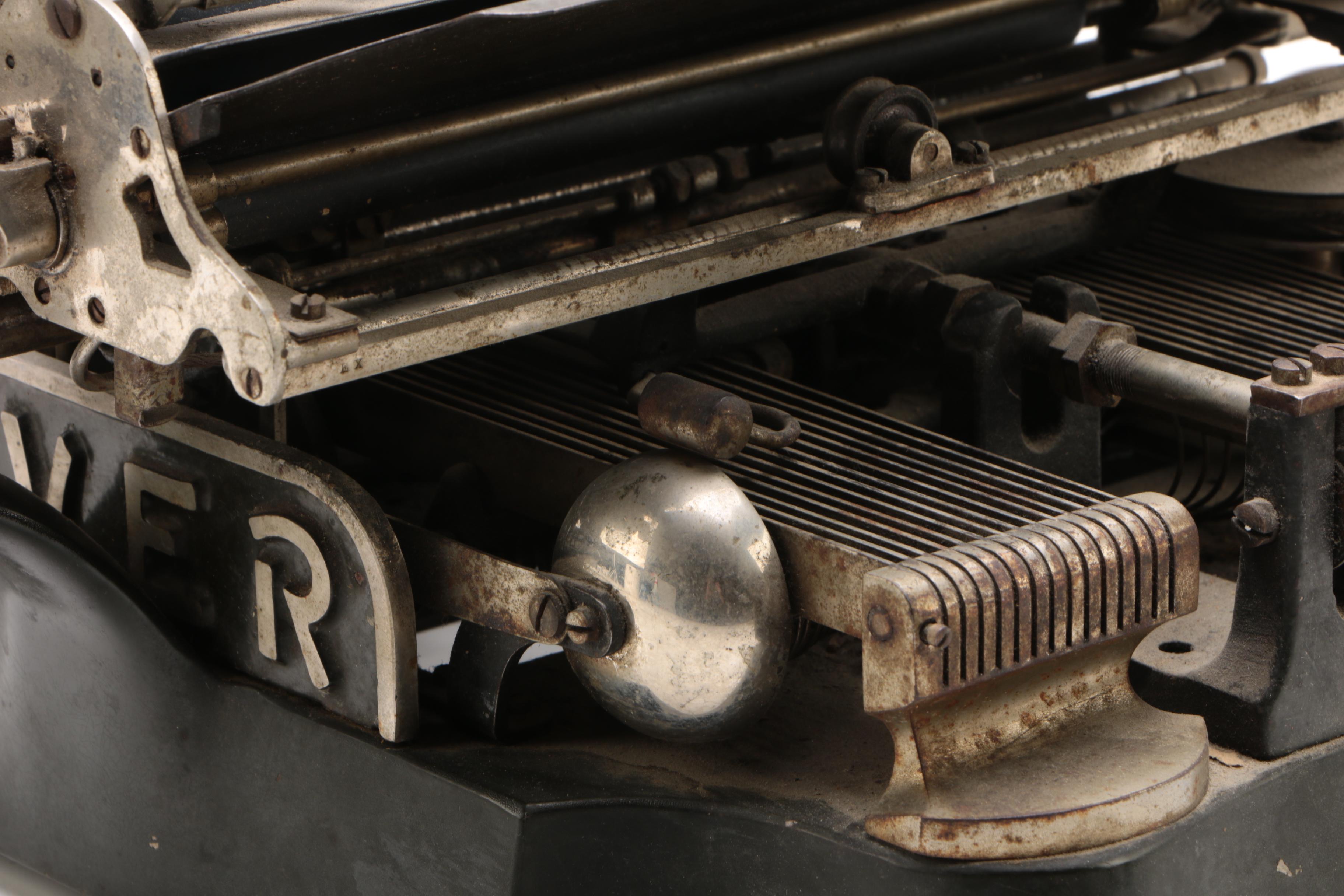 The Oliver No. 3 Standard Visible Typewriter, 1906 | EBTH