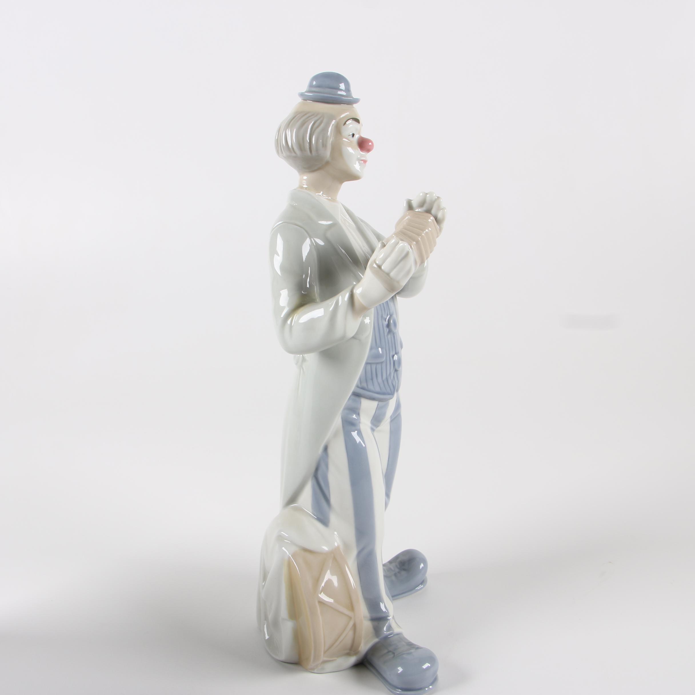 Porcelain Clown Figurines Featuring Vazencia's and Cascade | EBTH