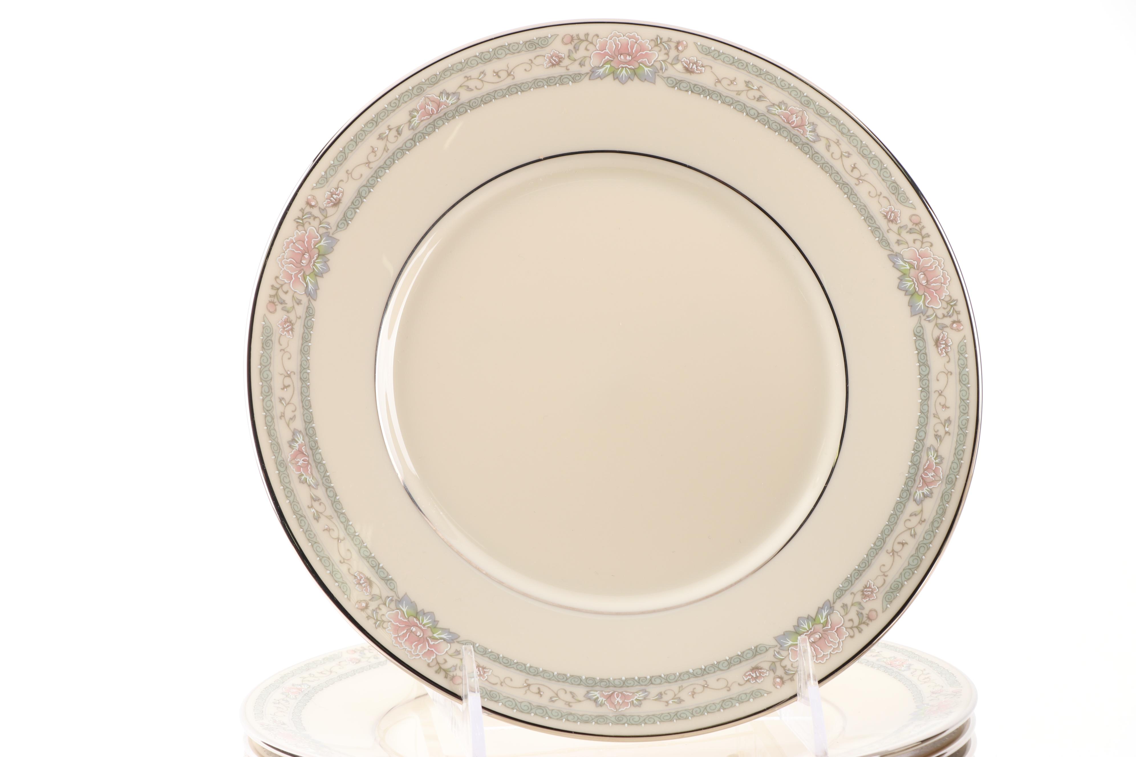 Lenox "Charleston" Bone China Dinnerware, circa 1982-2008 | EBTH