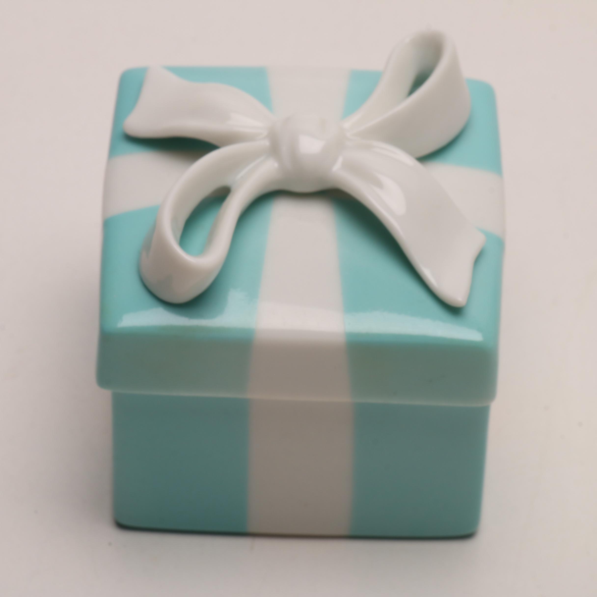 Tiffany & Co. Porcelain Blue Trinket Box | EBTH