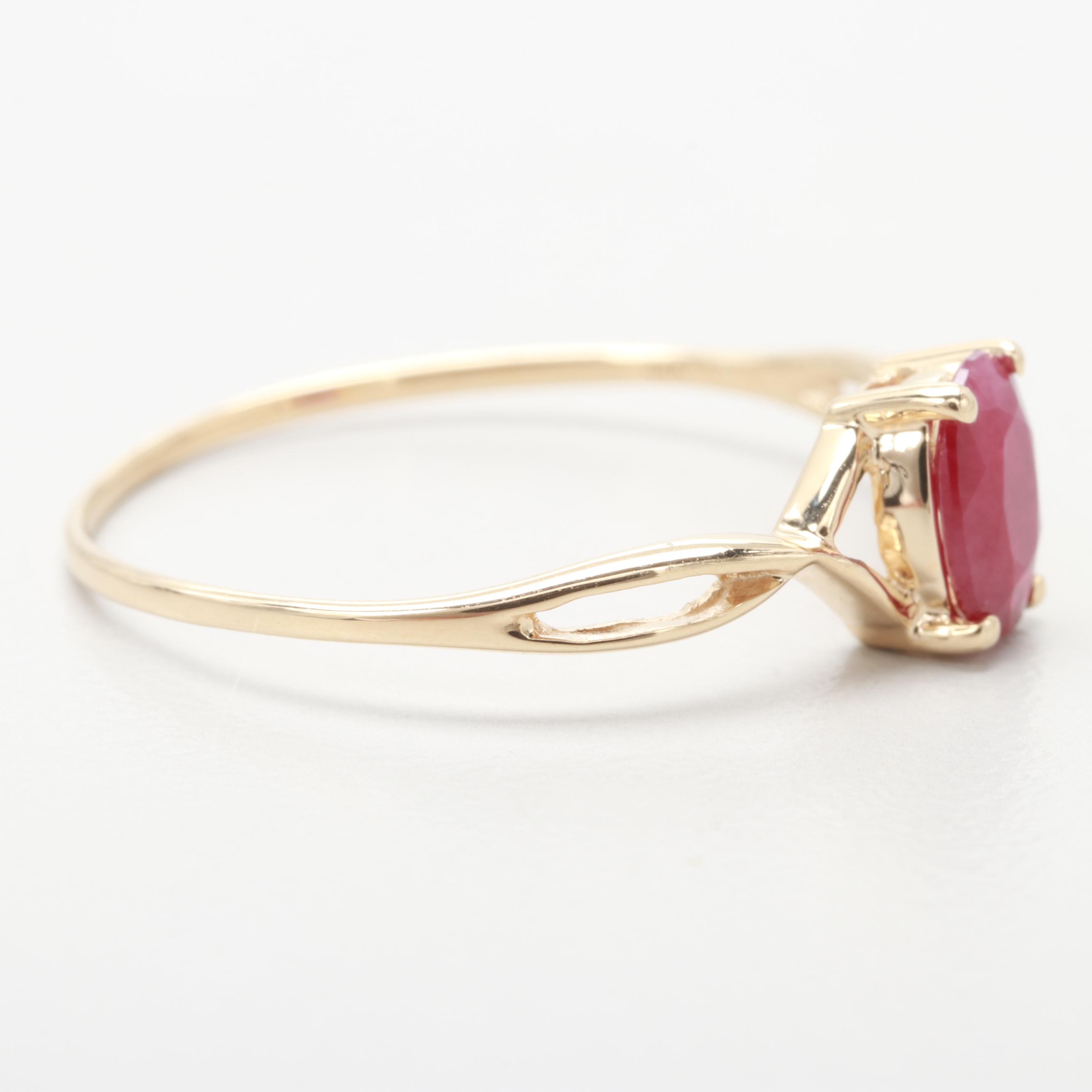 14K Yellow Gold Ruby Ring | EBTH