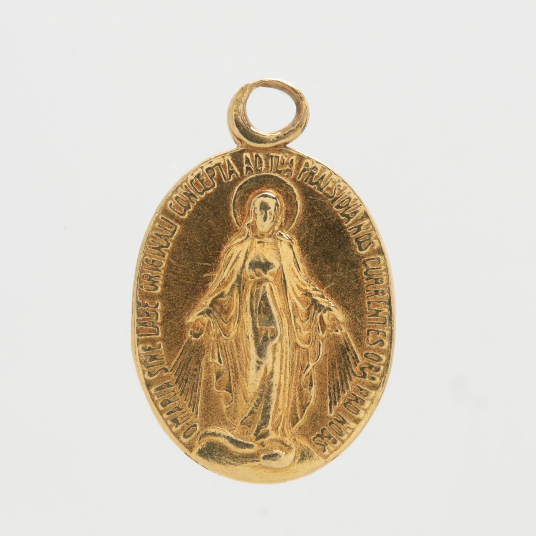 18K Yellow Gold Religious Medal Motif Pendant | EBTH