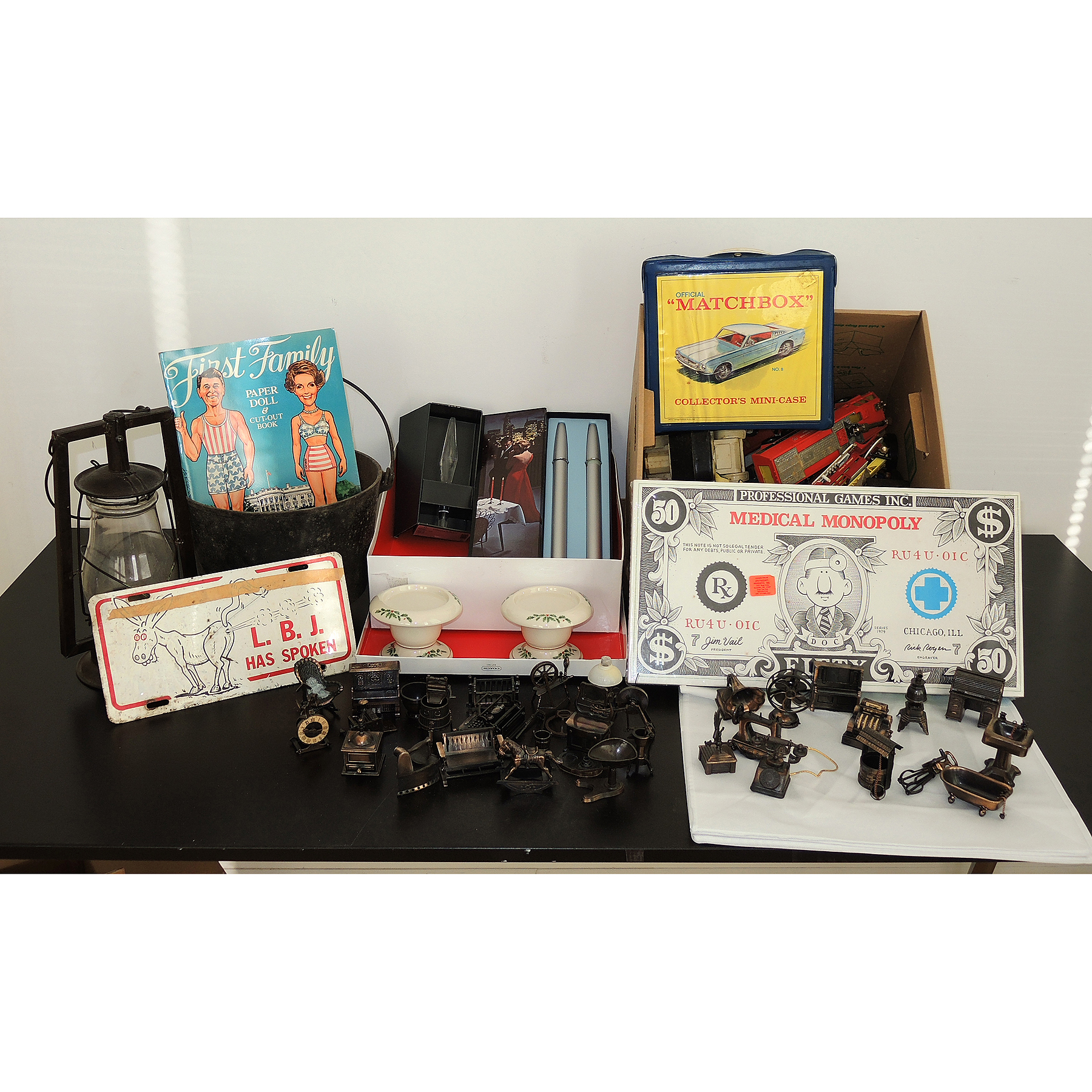 Durham Miniatures, Medical Monopoly, Reagan Paper Dolls, Piqua Cast ...