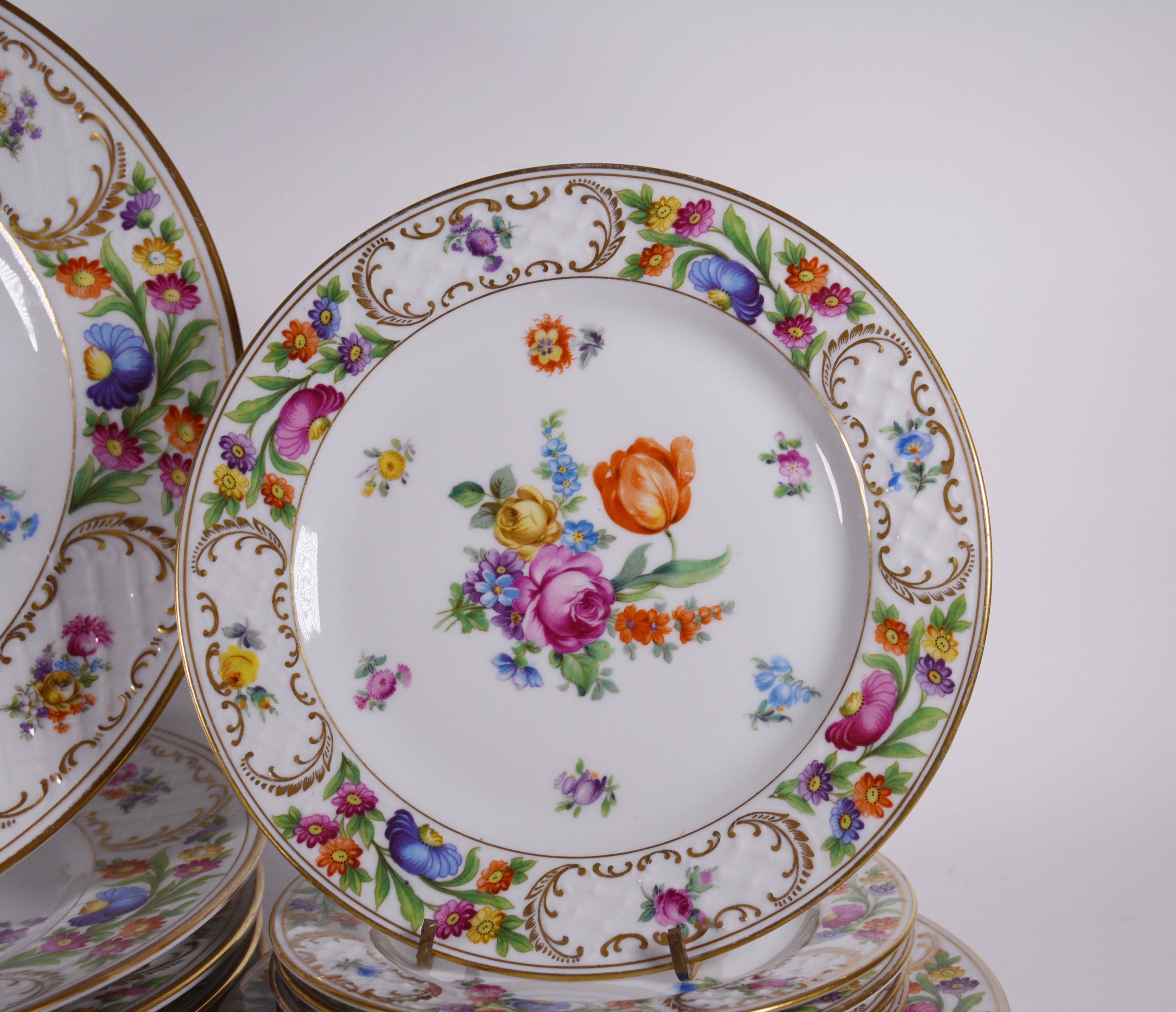 Schumann-Bavaria "Empress Dresden Flowers" China Dinnerware Set | EBTH