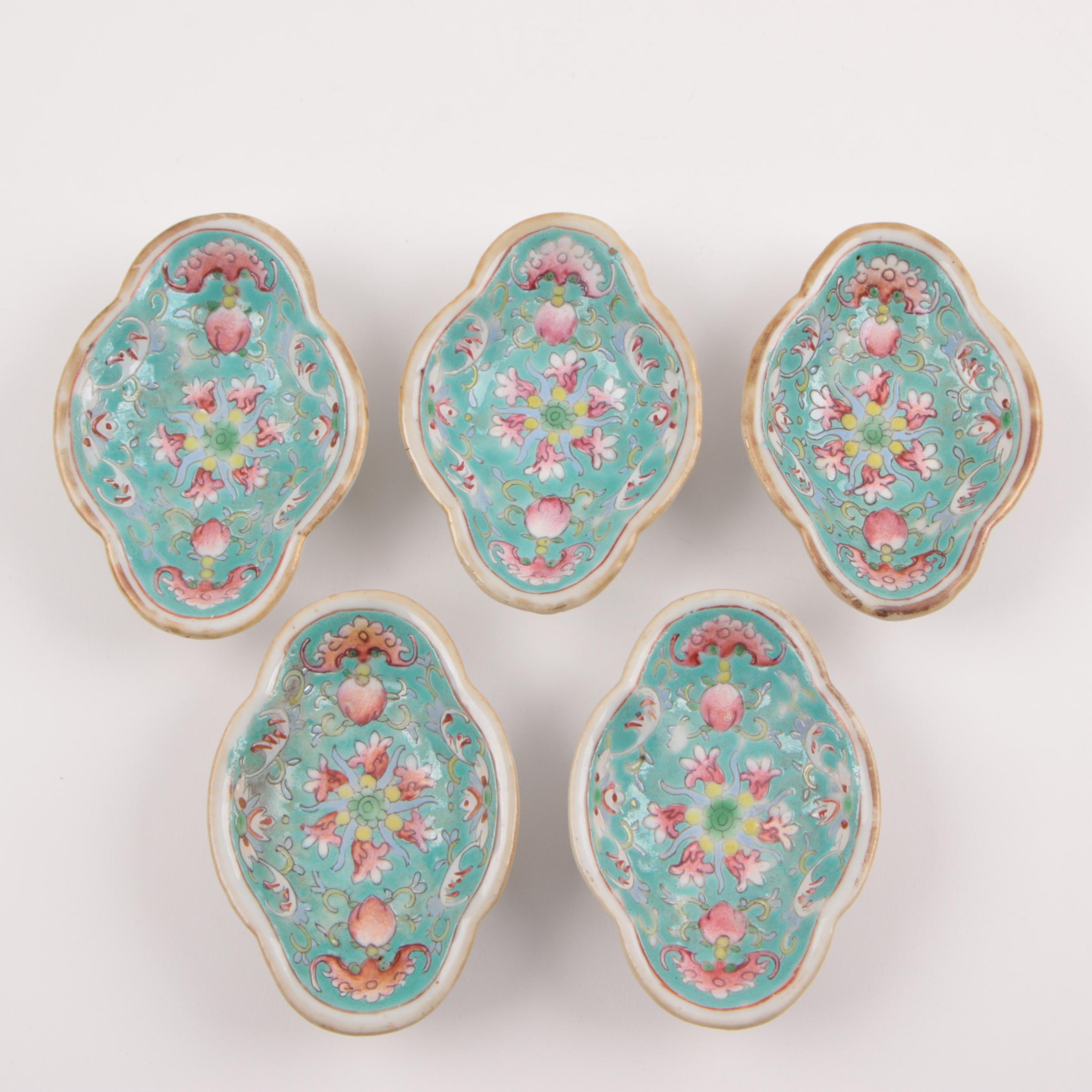 Five Chinese Lozenge Form Porcelain Condiment Dishes, Qing Dynasty | EBTH