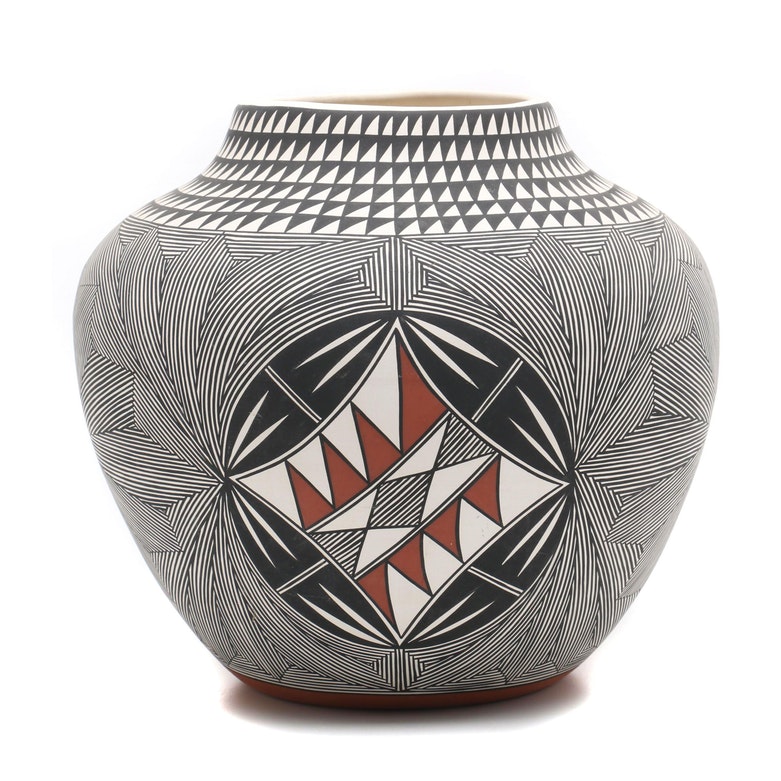Acoma Polychrome Earthenware Pot Attributed to Marie Z. Chino | EBTH