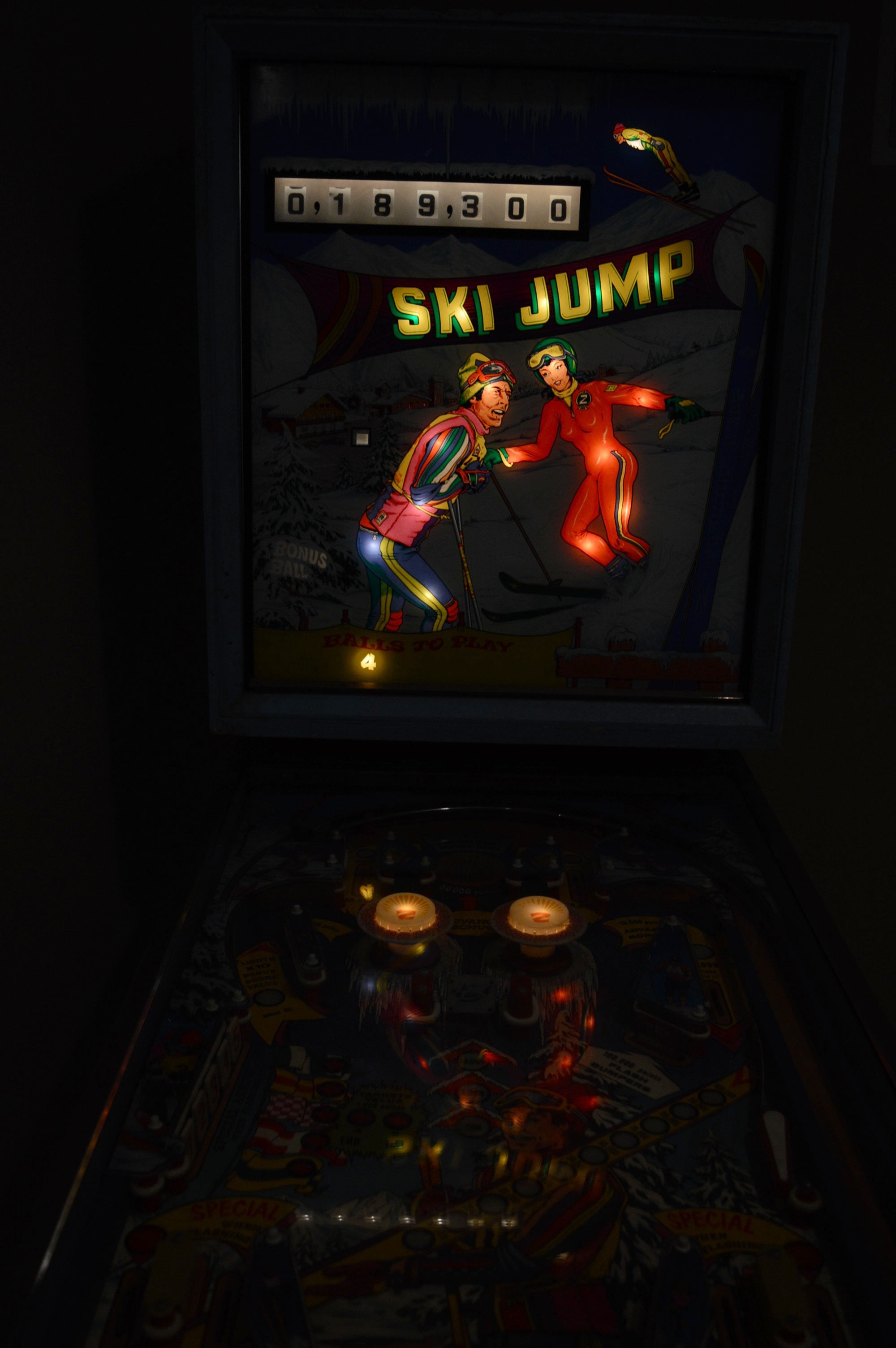 Zaccaria Vintage "Ski Jump" Pinball Machine | EBTH