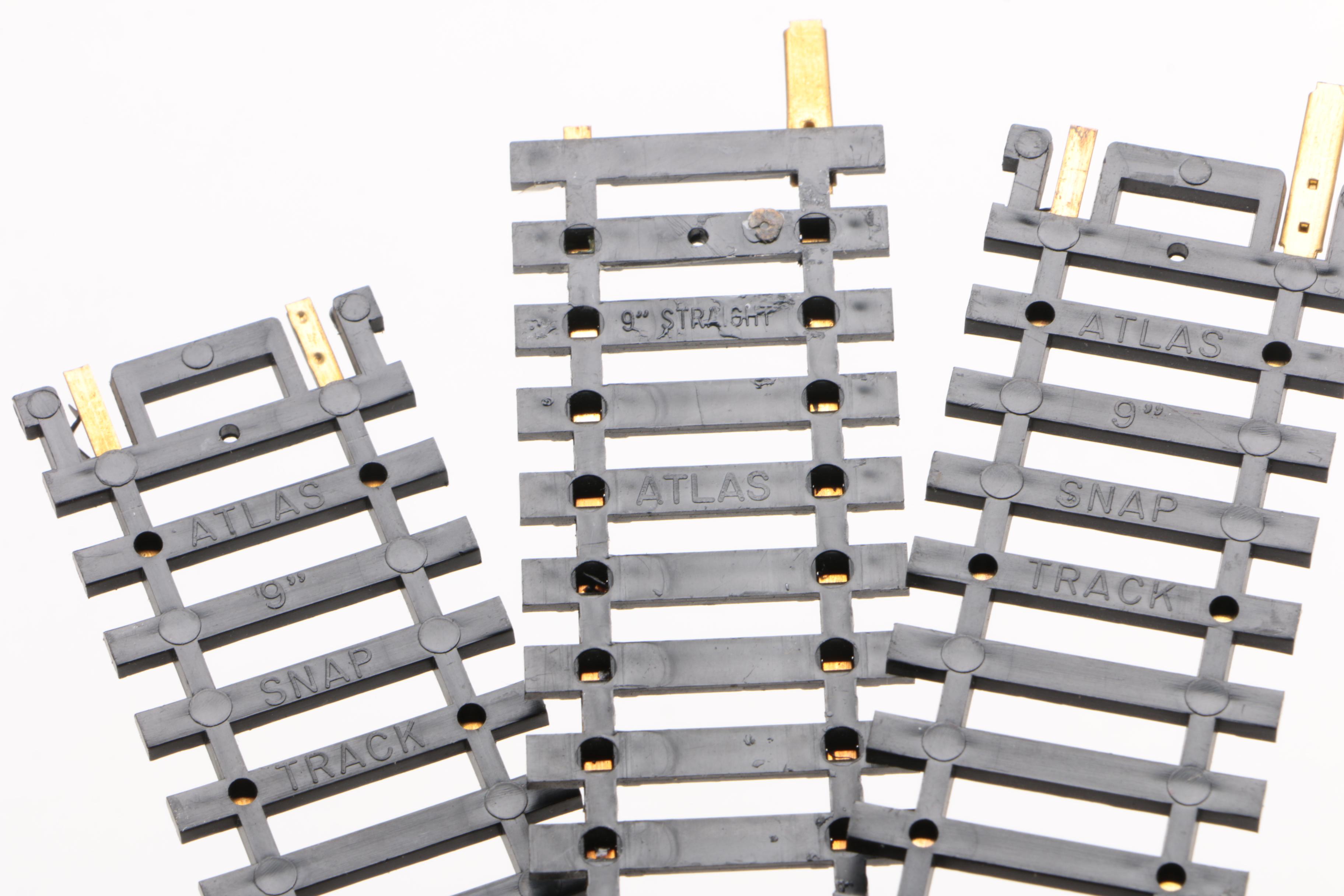 Japanese HO Scale Brass Train Locomotives and Coal Cars, Mid-Century | EBTH