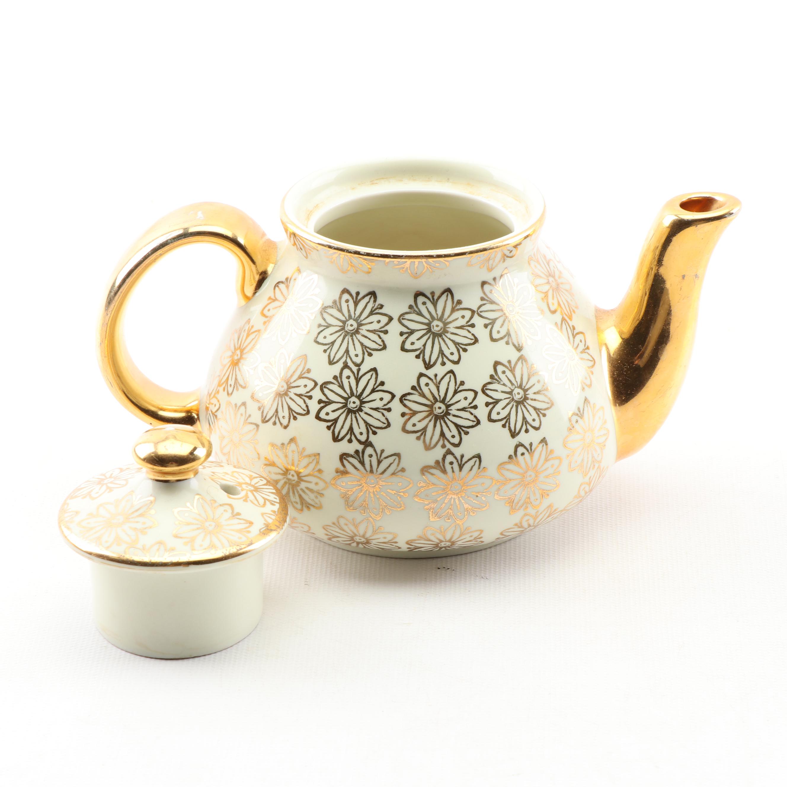 Hall 2-Cup Gold Lustre Teapot and Wedgwood "Wild Strawberry" Miniature ...