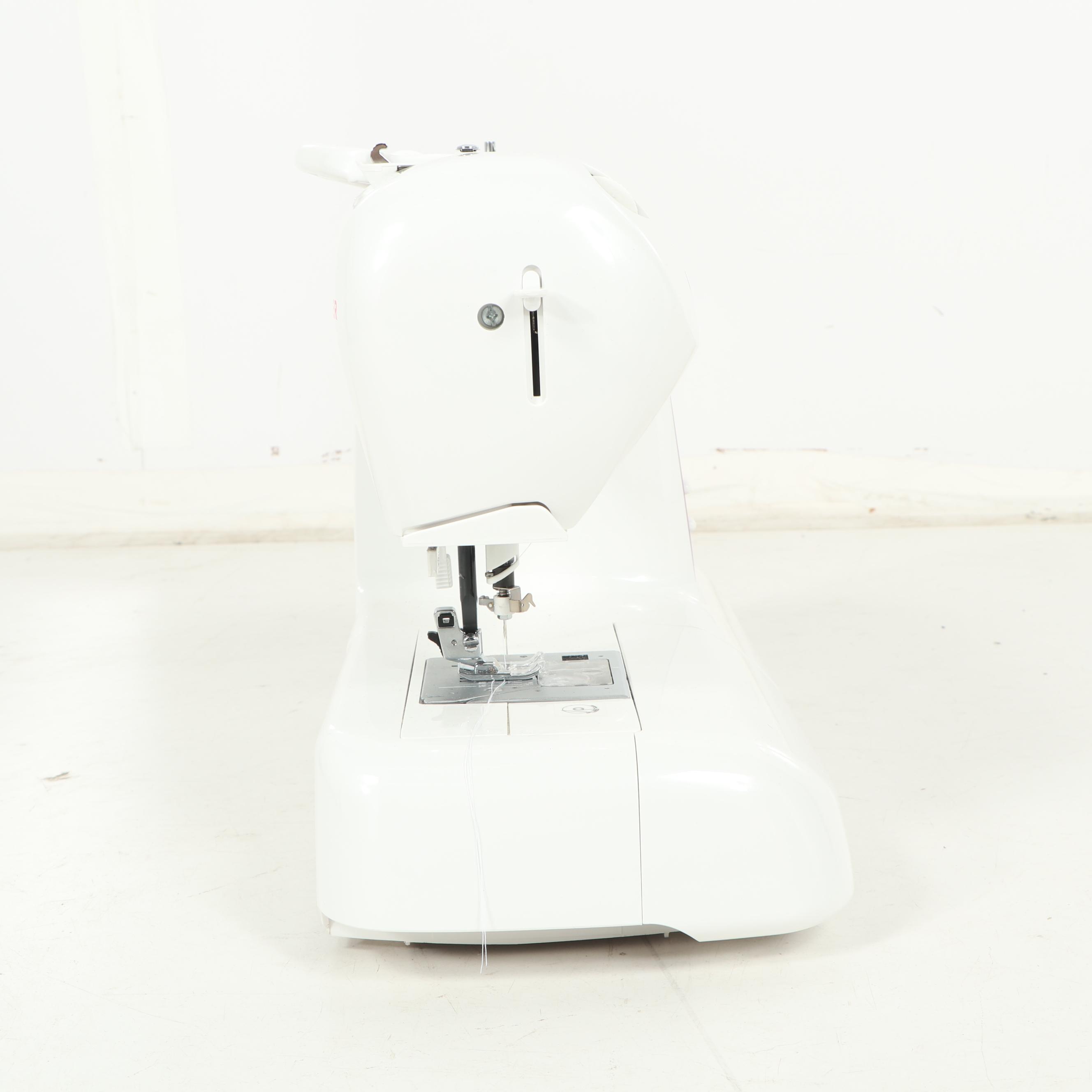 Singer "Curvy 8763" Computerized Sewing Machine | EBTH