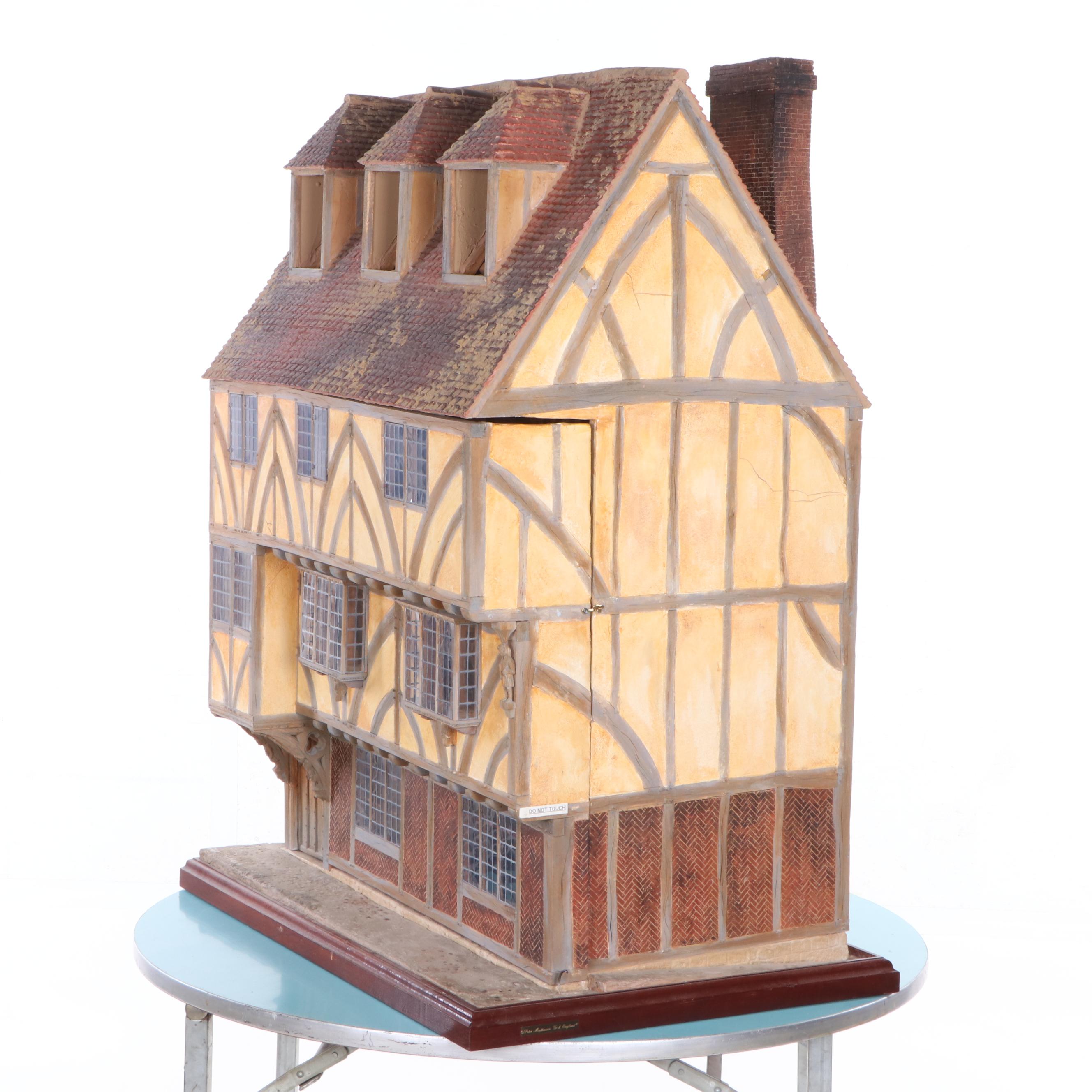 Peter Mattinson Goodramsgate House Electrified Tudor Dollhouse | EBTH