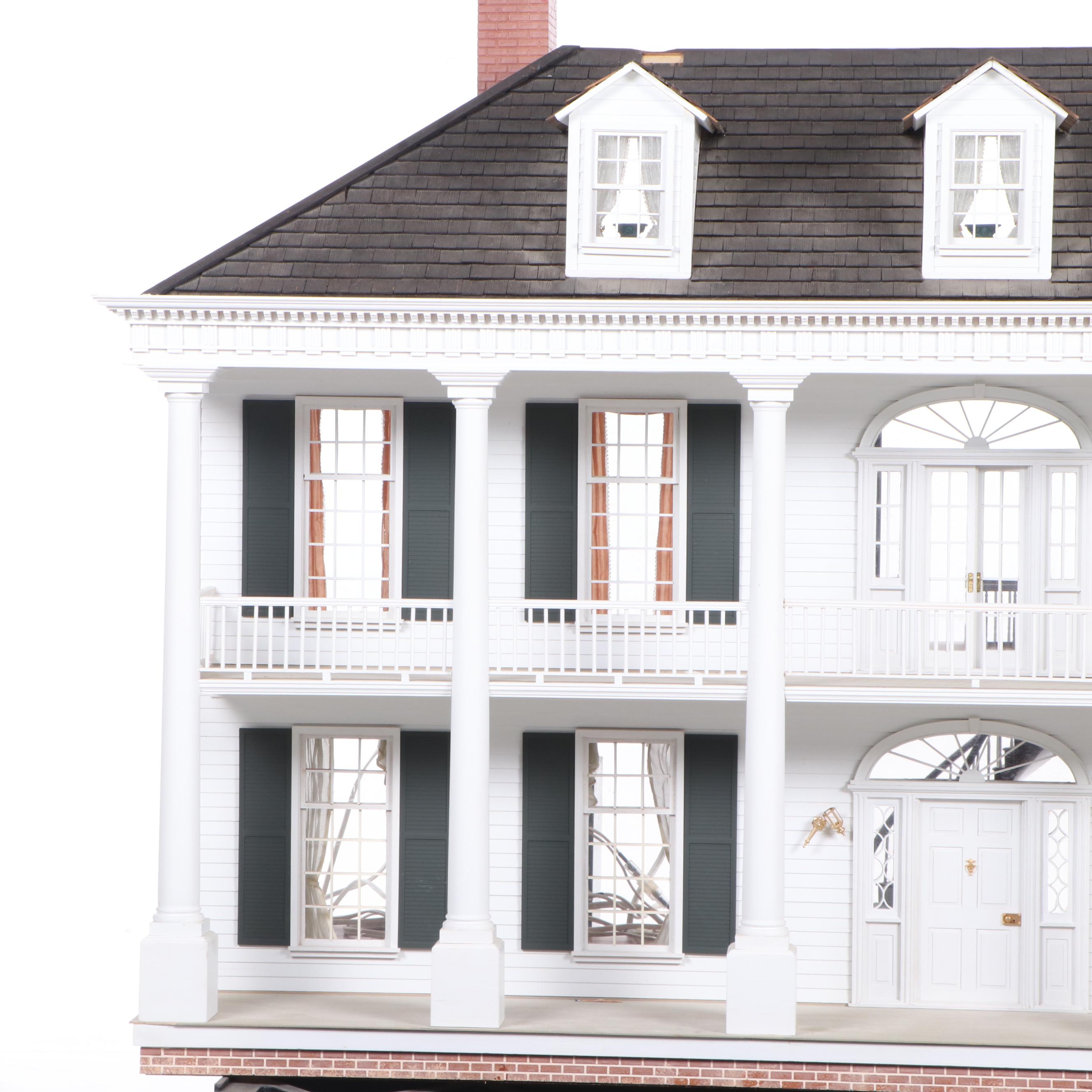 Lawbre Rosedawn Plantation Electrified Dollhouse | EBTH