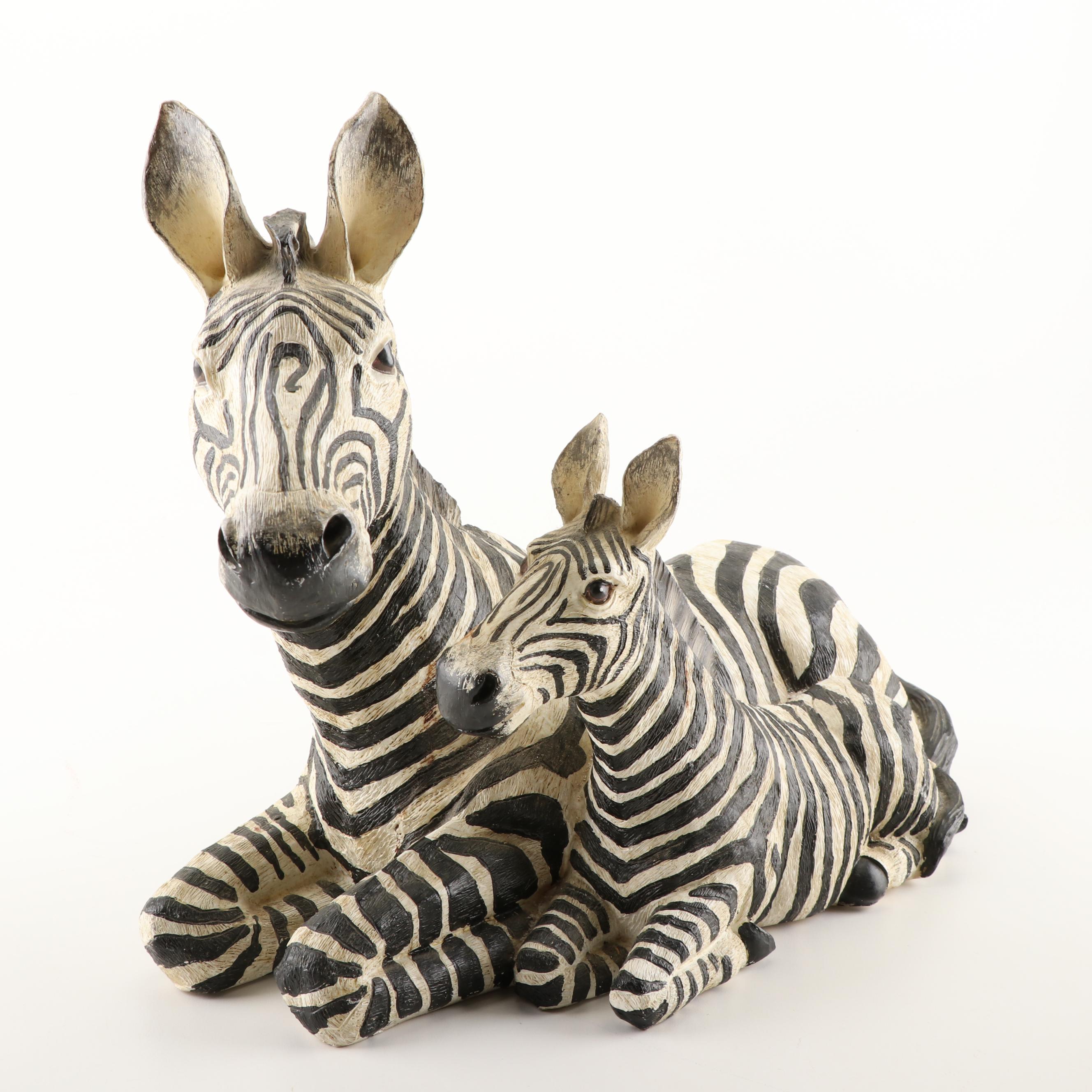 Giraffe and Zebra Resin Figurines | EBTH