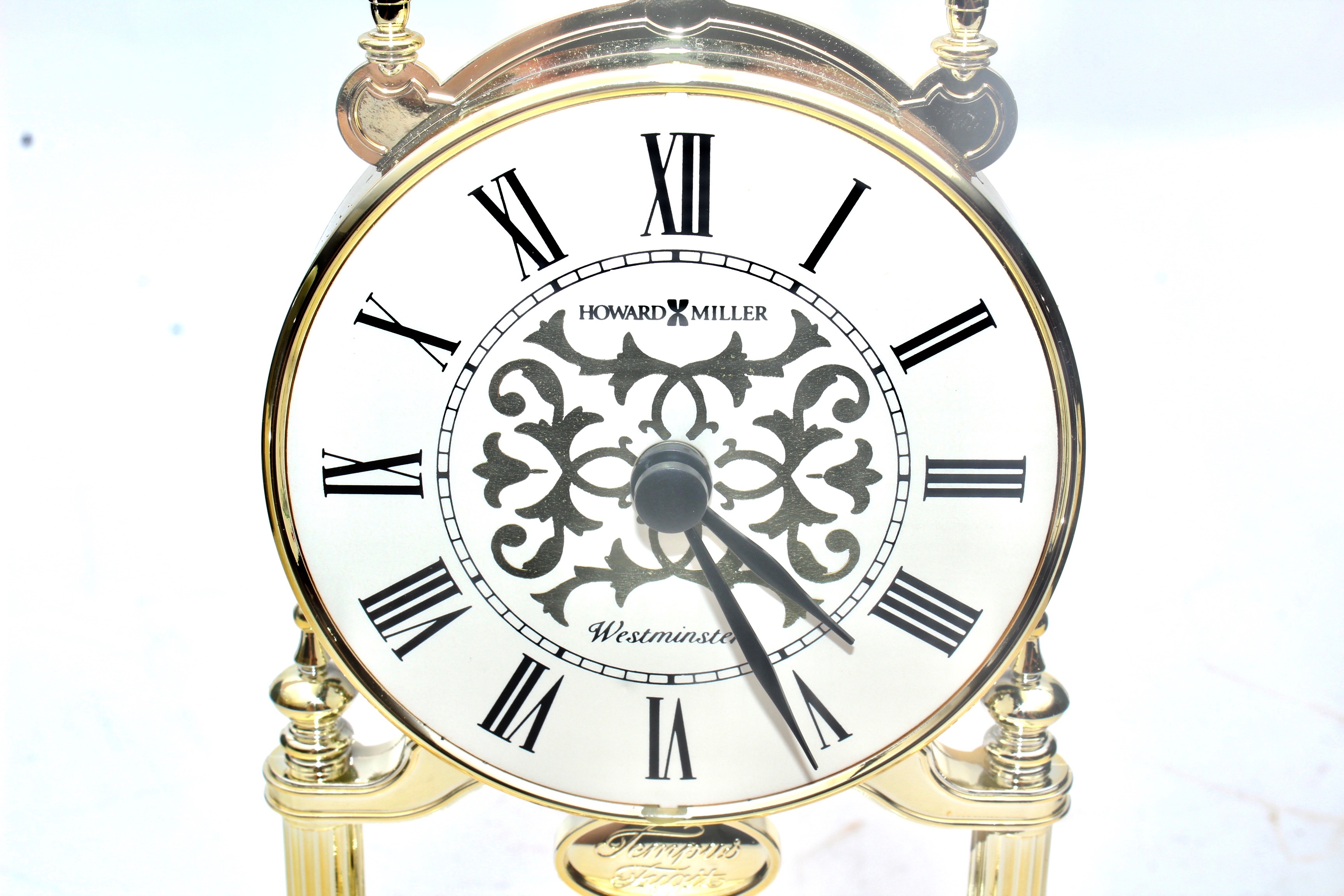 Howard Miller Westminster Tempus Fugit Anniversary Clock | EBTH