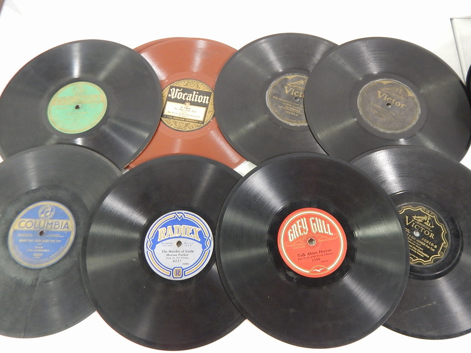 1920s and 1930s Record Albums with Victor, Columbia, Vocalion Labels | EBTH