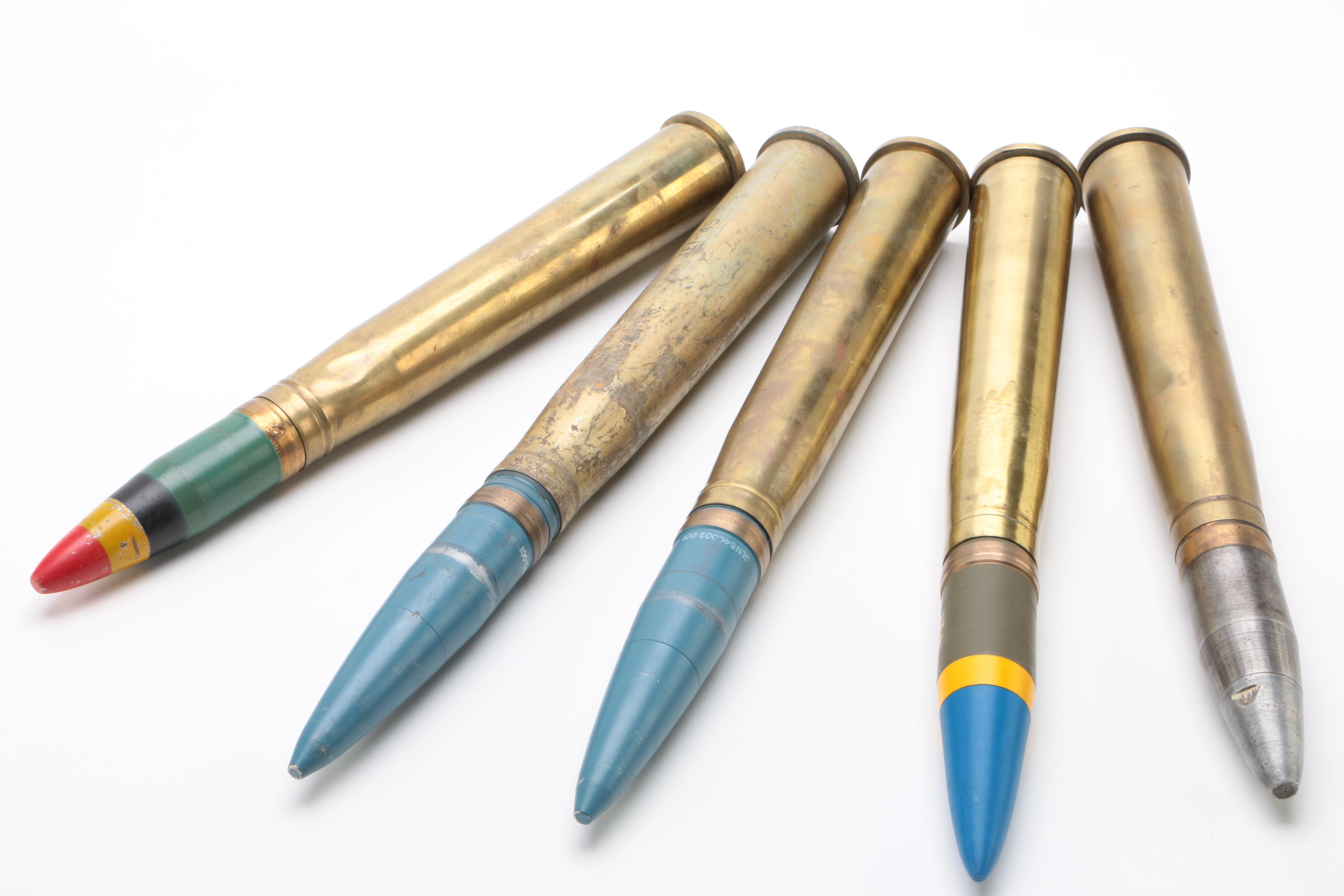 Inert World War II Era 40mm Bofors Gun and MK2 Artillery Projectiles | EBTH