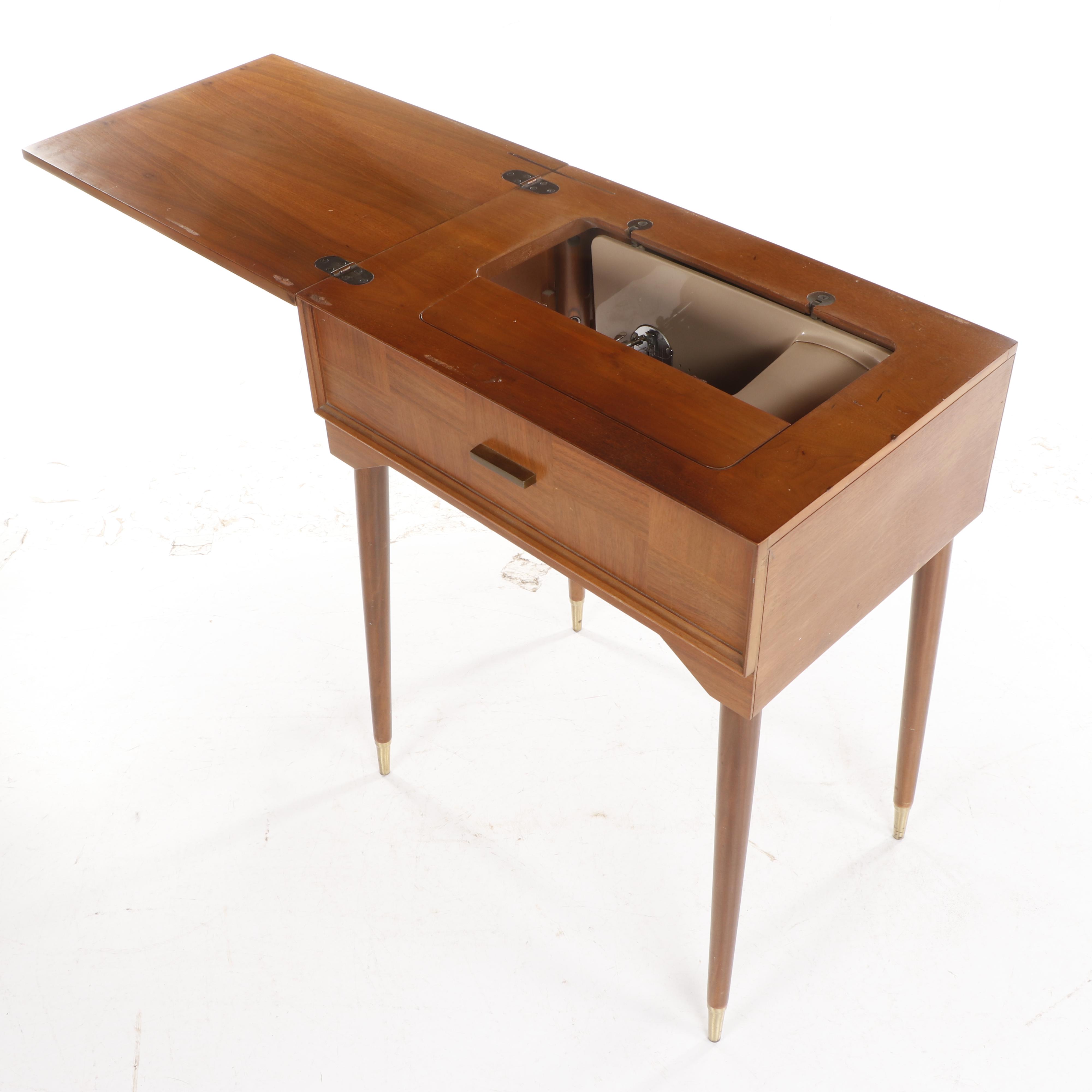 Mid Century Modern Singer 500A Sewing Machine in Table | EBTH