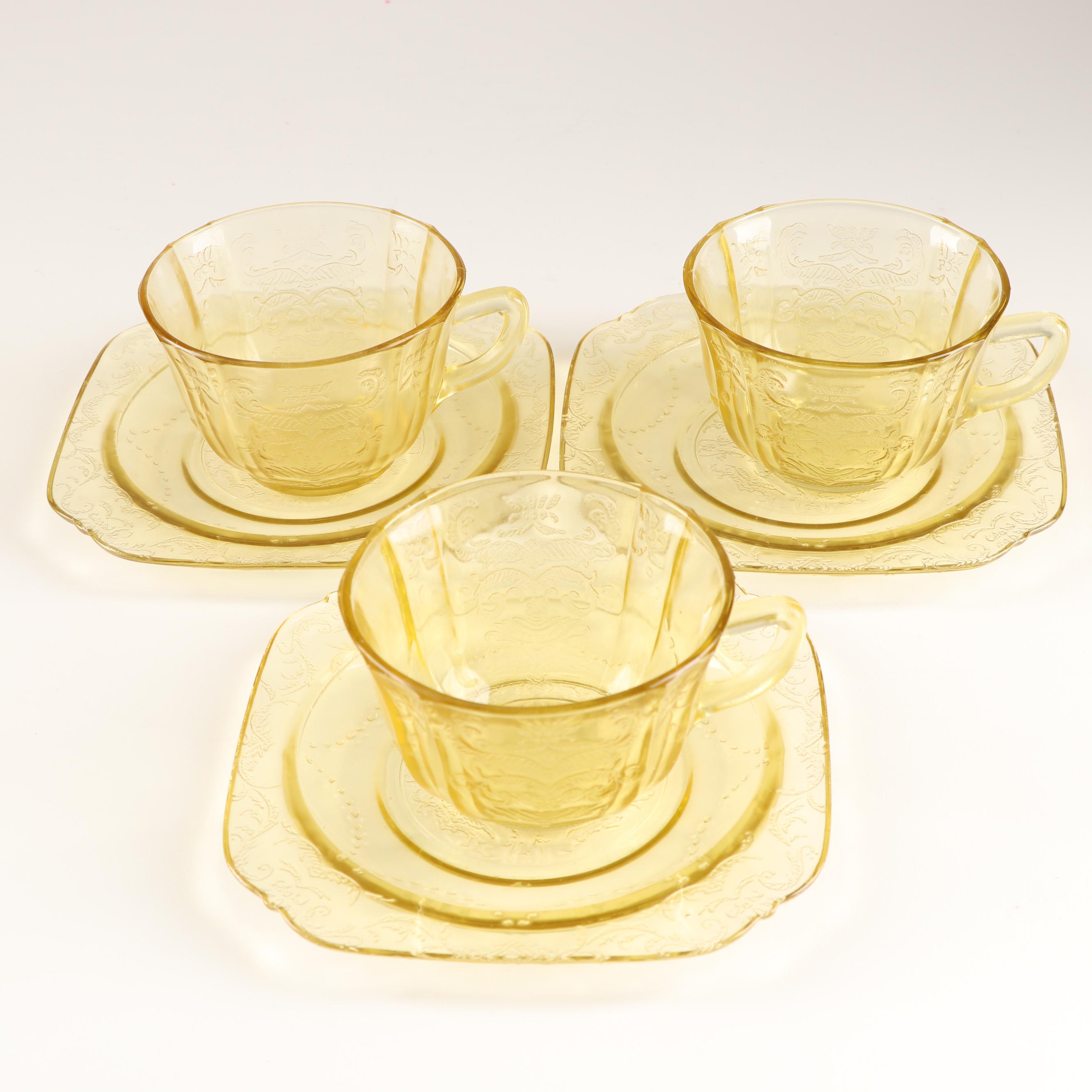 Yellow Depression Glass Dinnerware | EBTH
