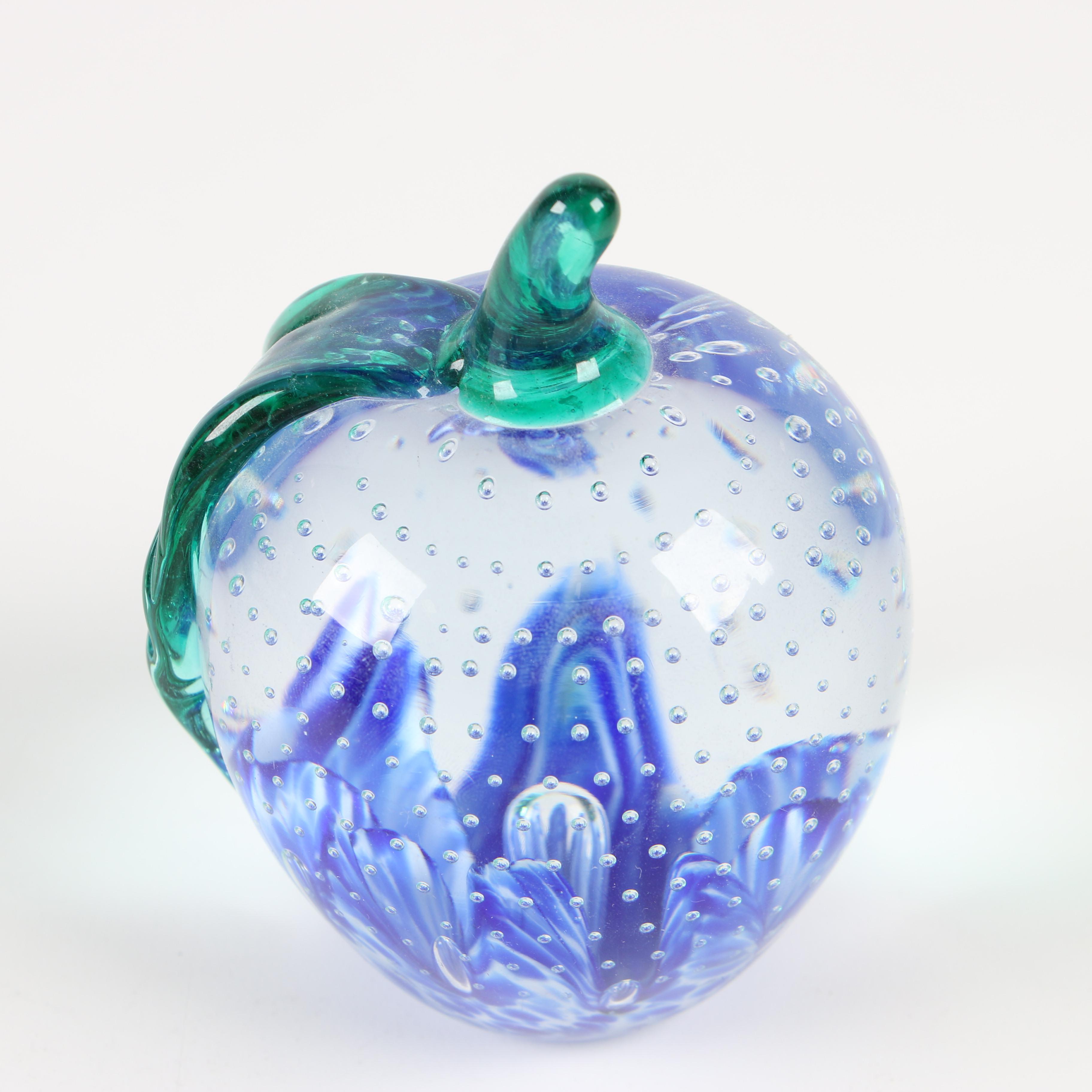 Gibson Art Glass Apple Paperweight with other Art Glass Paperweights | EBTH