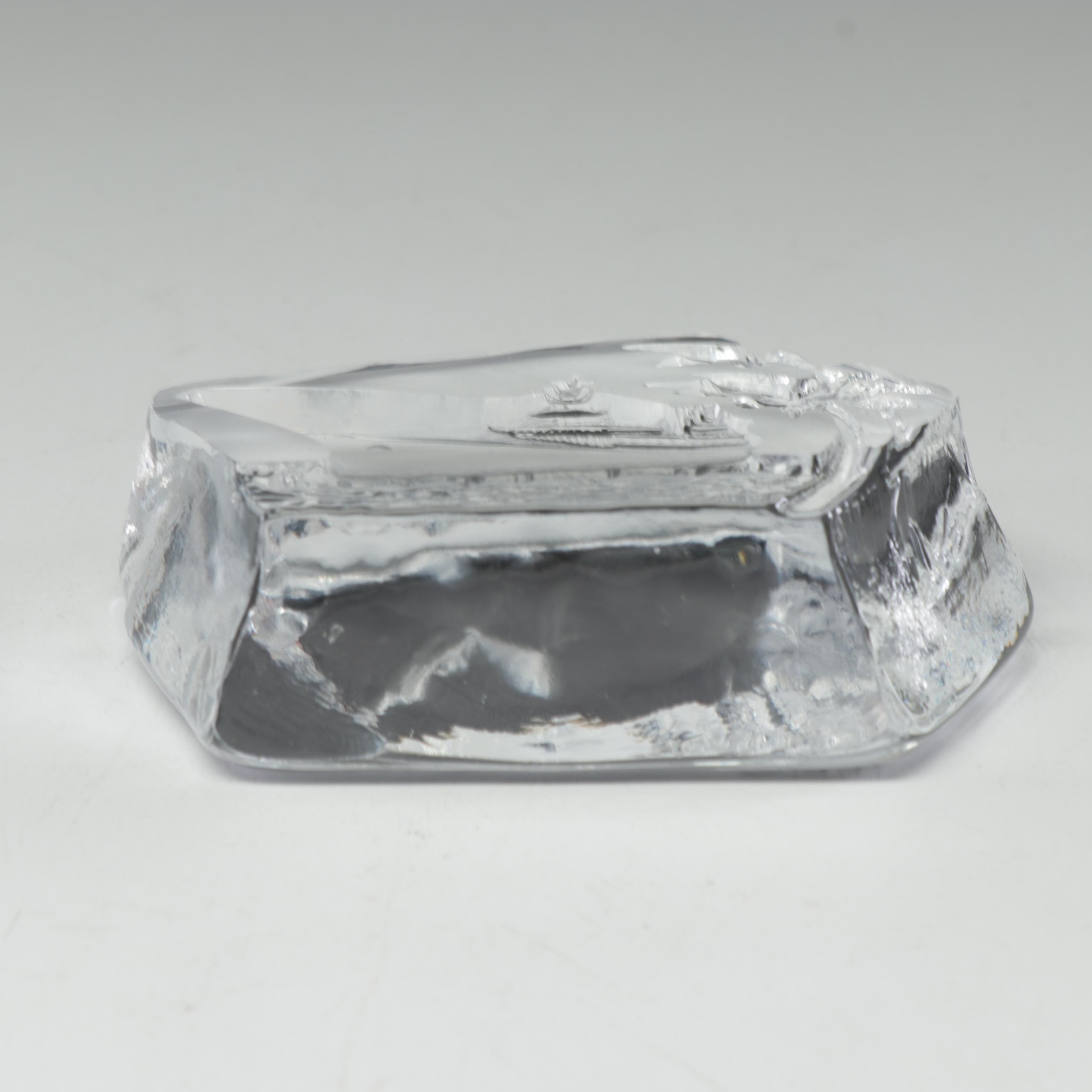Swedish Nybro Crystal "Yacht" Block Paperweight | EBTH