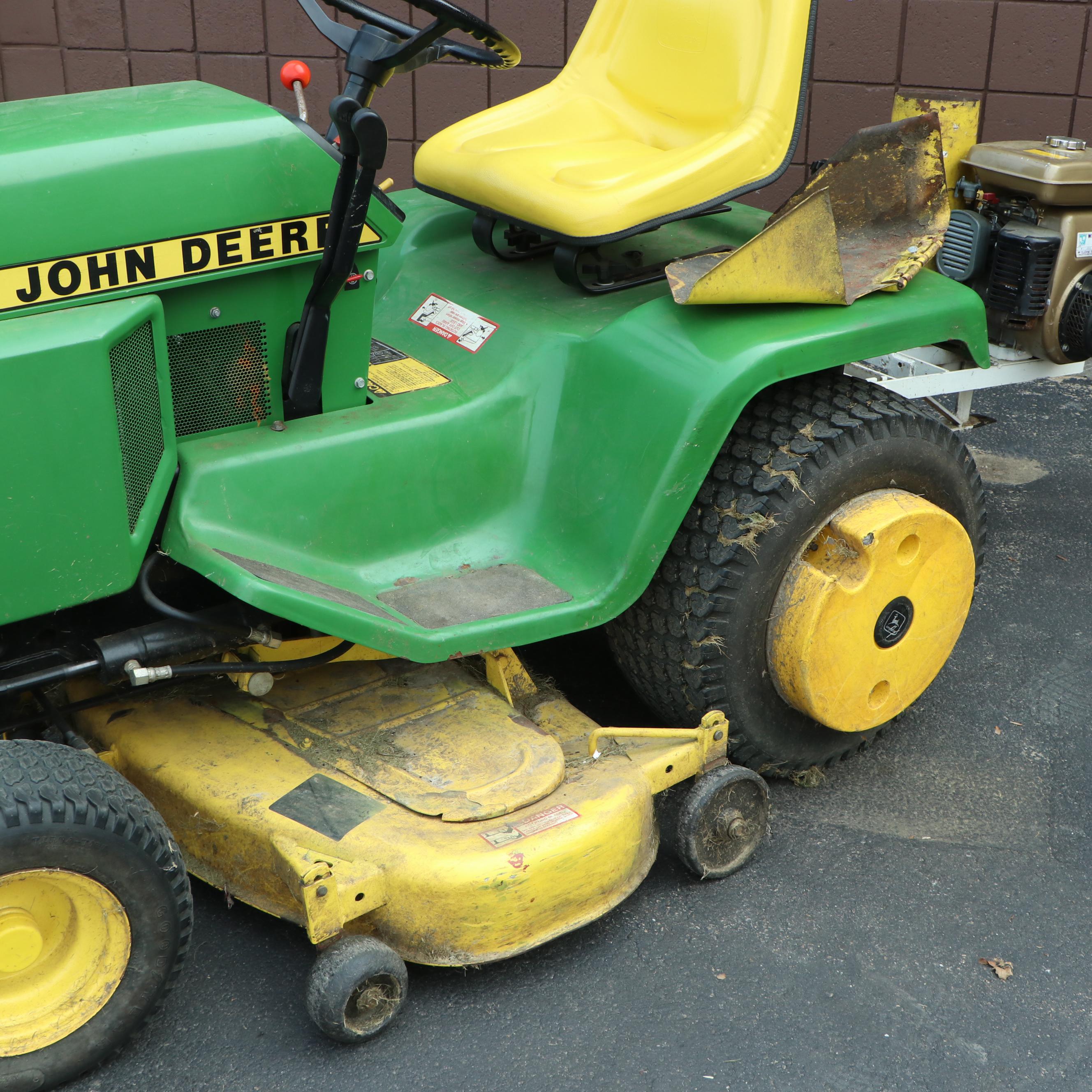 John Deere 318 Lawn Tractor | EBTH
