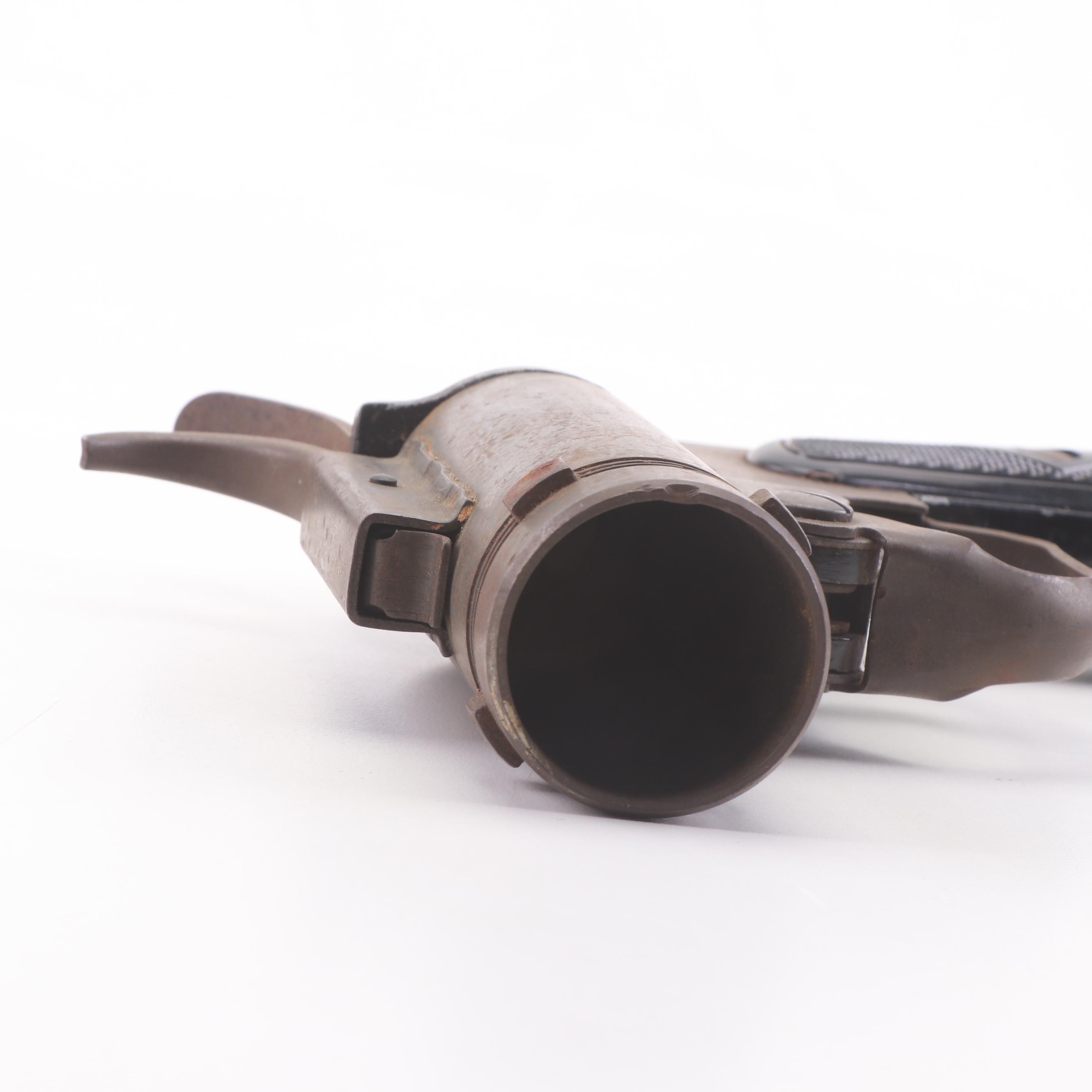 U.S. WWII-Era M8 Pyrotechnic Pistol Flare Gun | EBTH