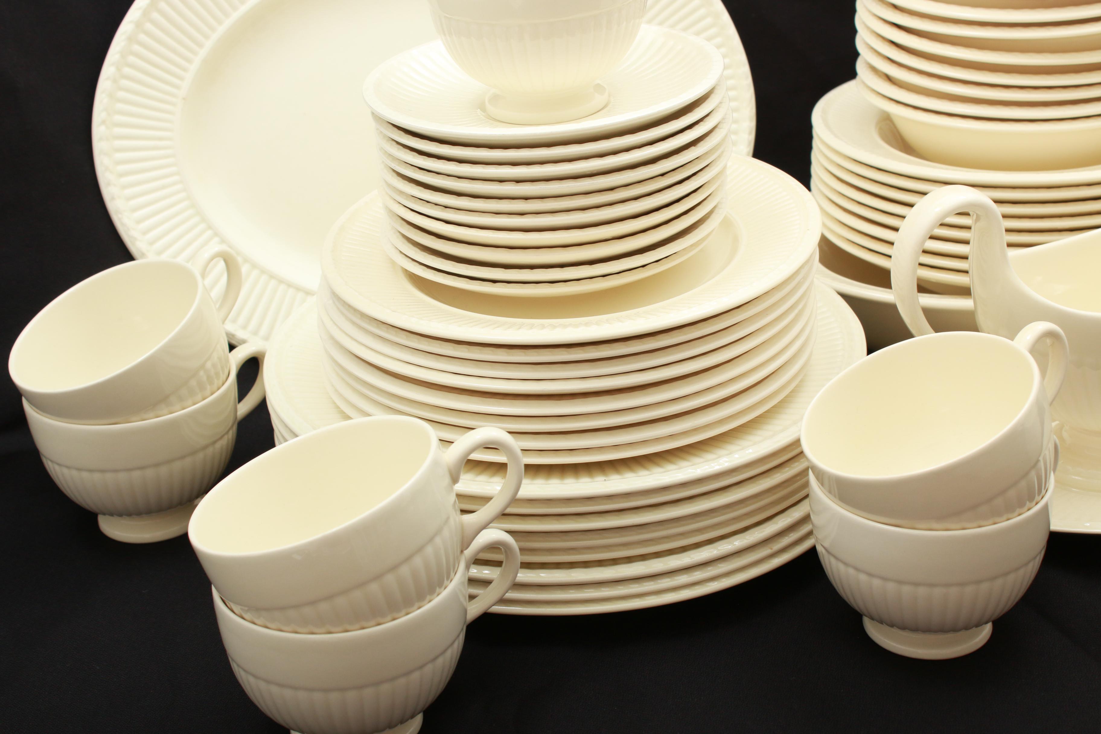 Wedgwood "Edme" Porcelain Dinnerware | EBTH