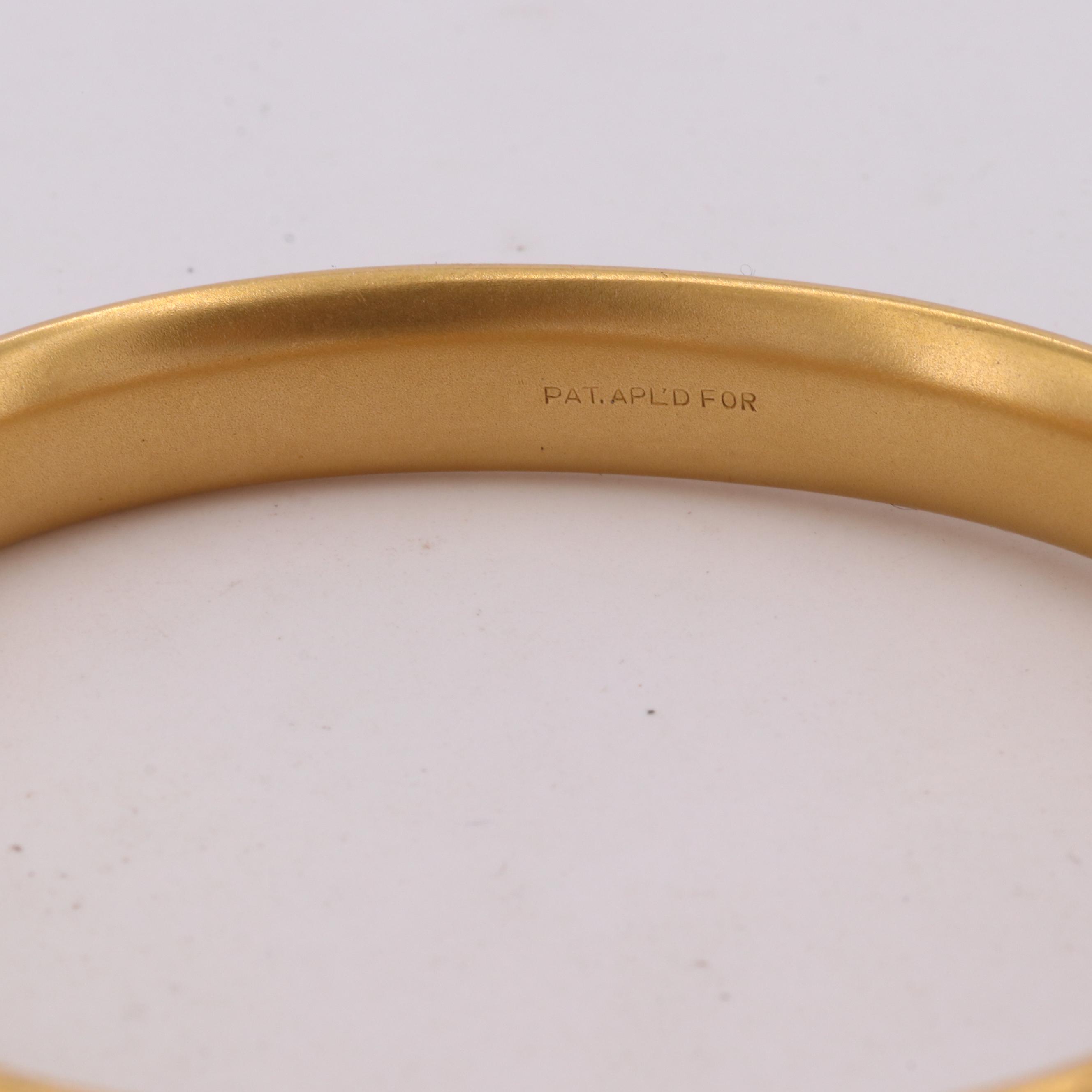 S.O. Bigney and Company 14K Yellow Gold Hinged Bangle Bracelet | EBTH