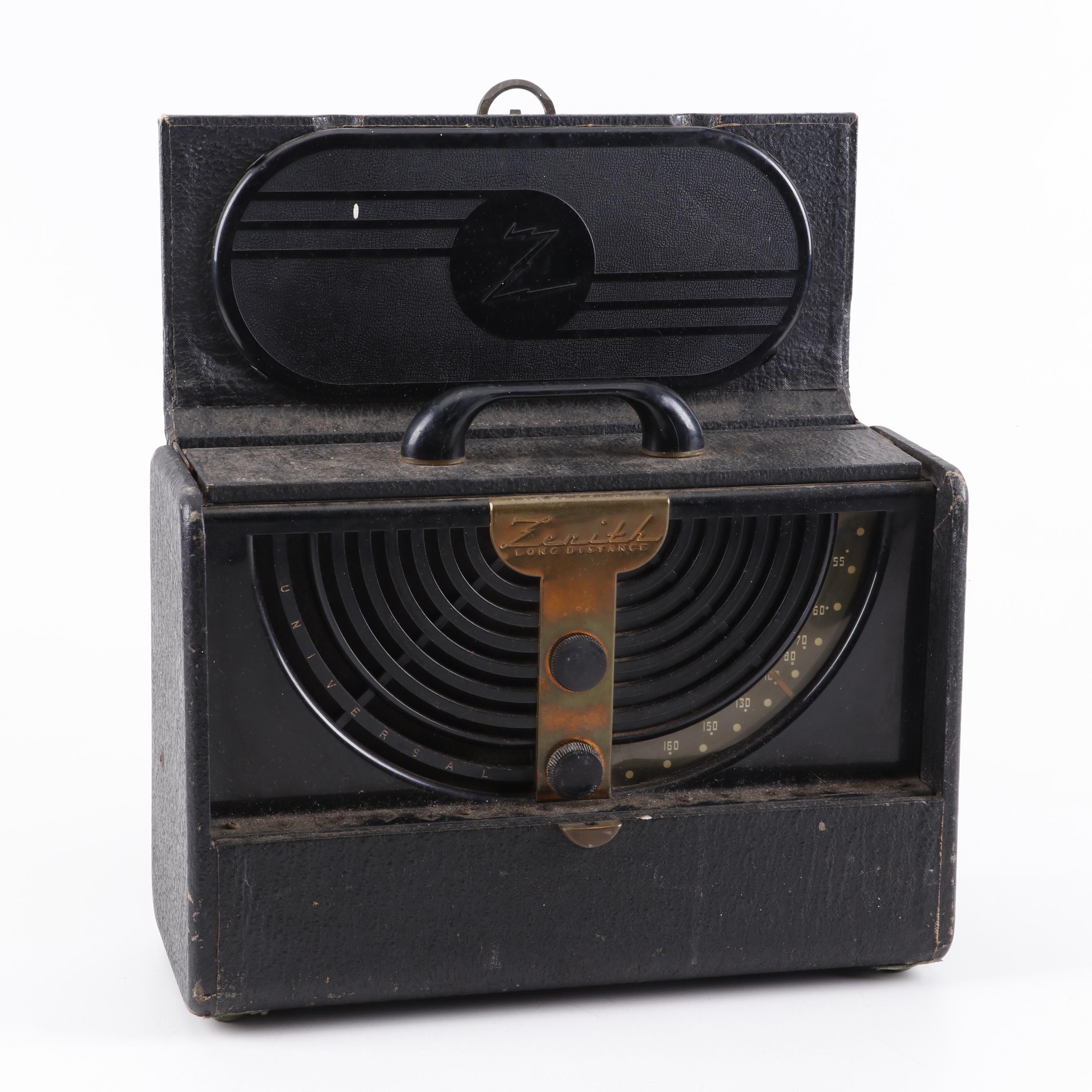 Zenith "Universal" AM Tube Radio Model 6G001Y, circa 1946 | EBTH